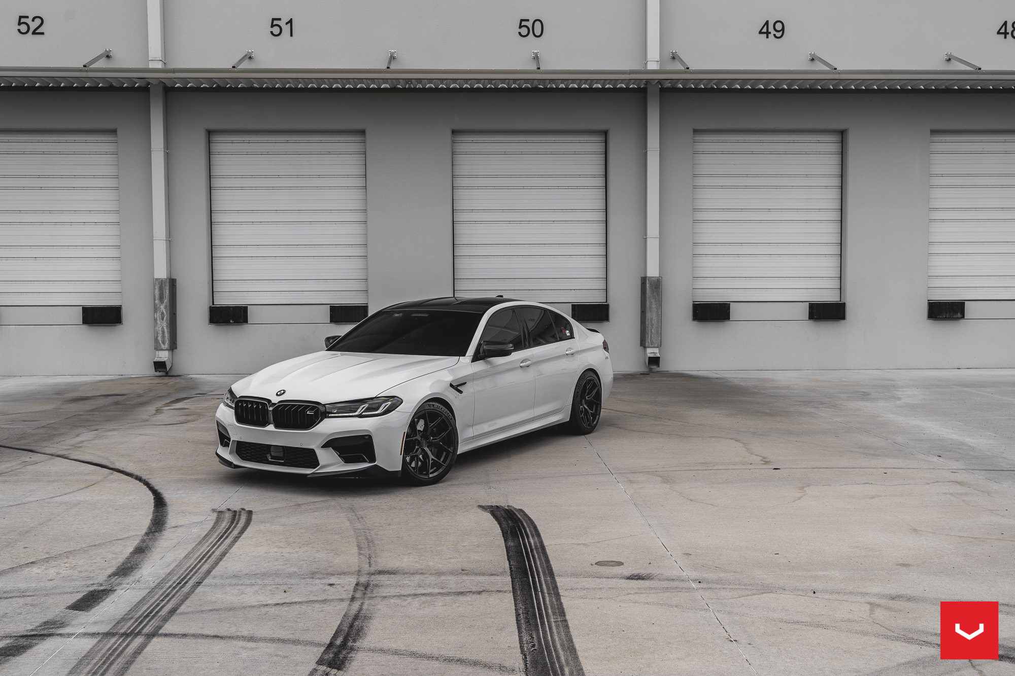 BMW F90 M5 COMP - HYBRID FORGED SERIES: HF-5 - Vossen Wheels