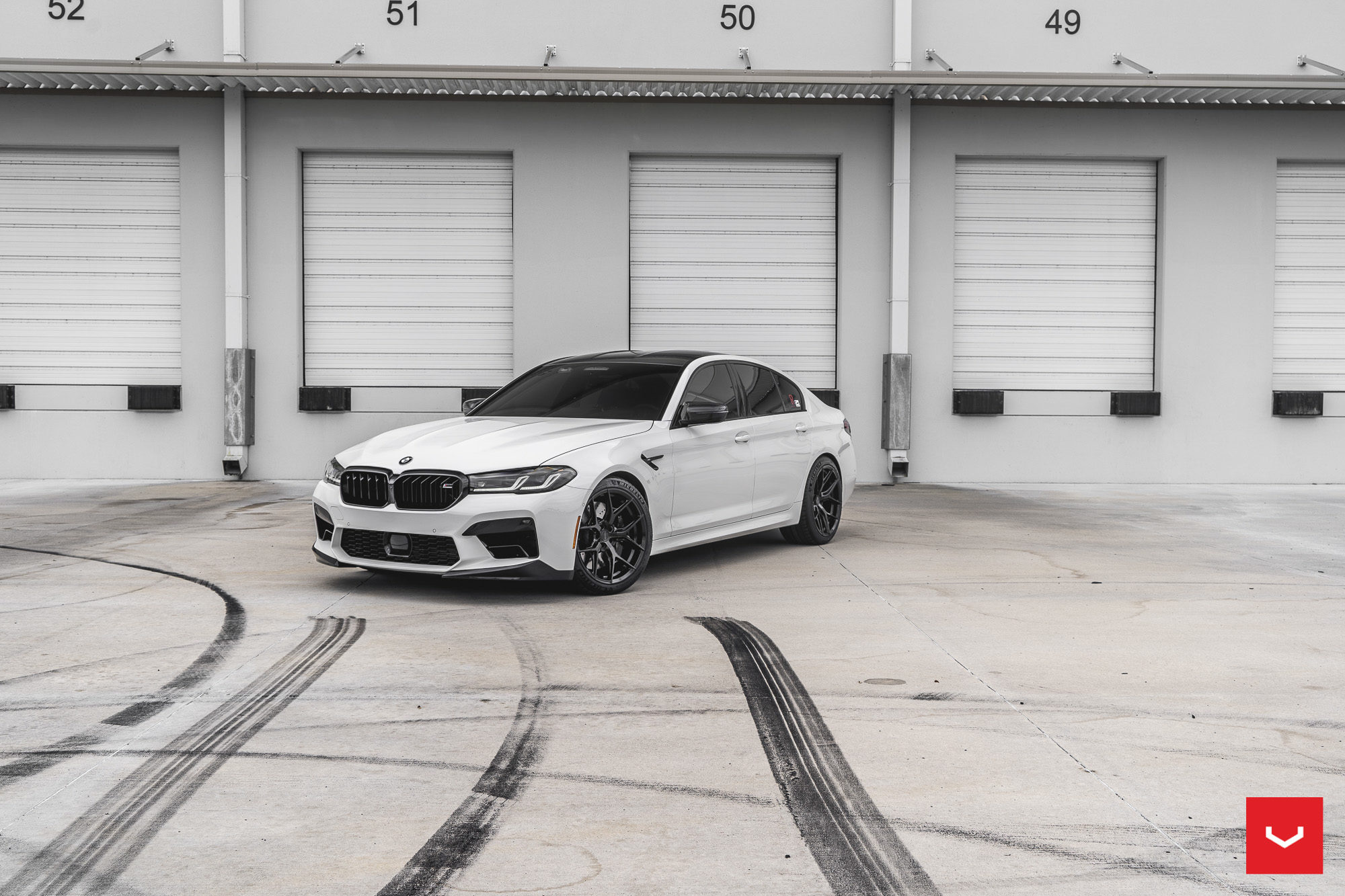 BMW F90 M5 COMP - HYBRID FORGED SERIES: HF-5 - Vossen Wheels