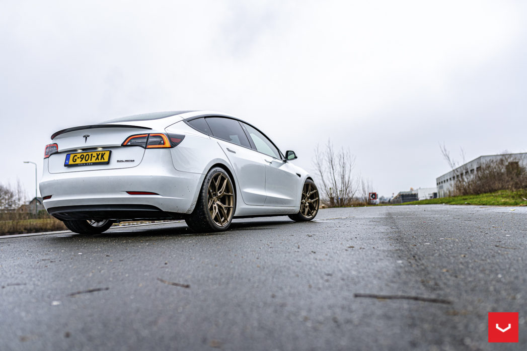 TESLA MODEL 3 - HYBRID FORGED SERIES: HF-5 - Vossen Wheels