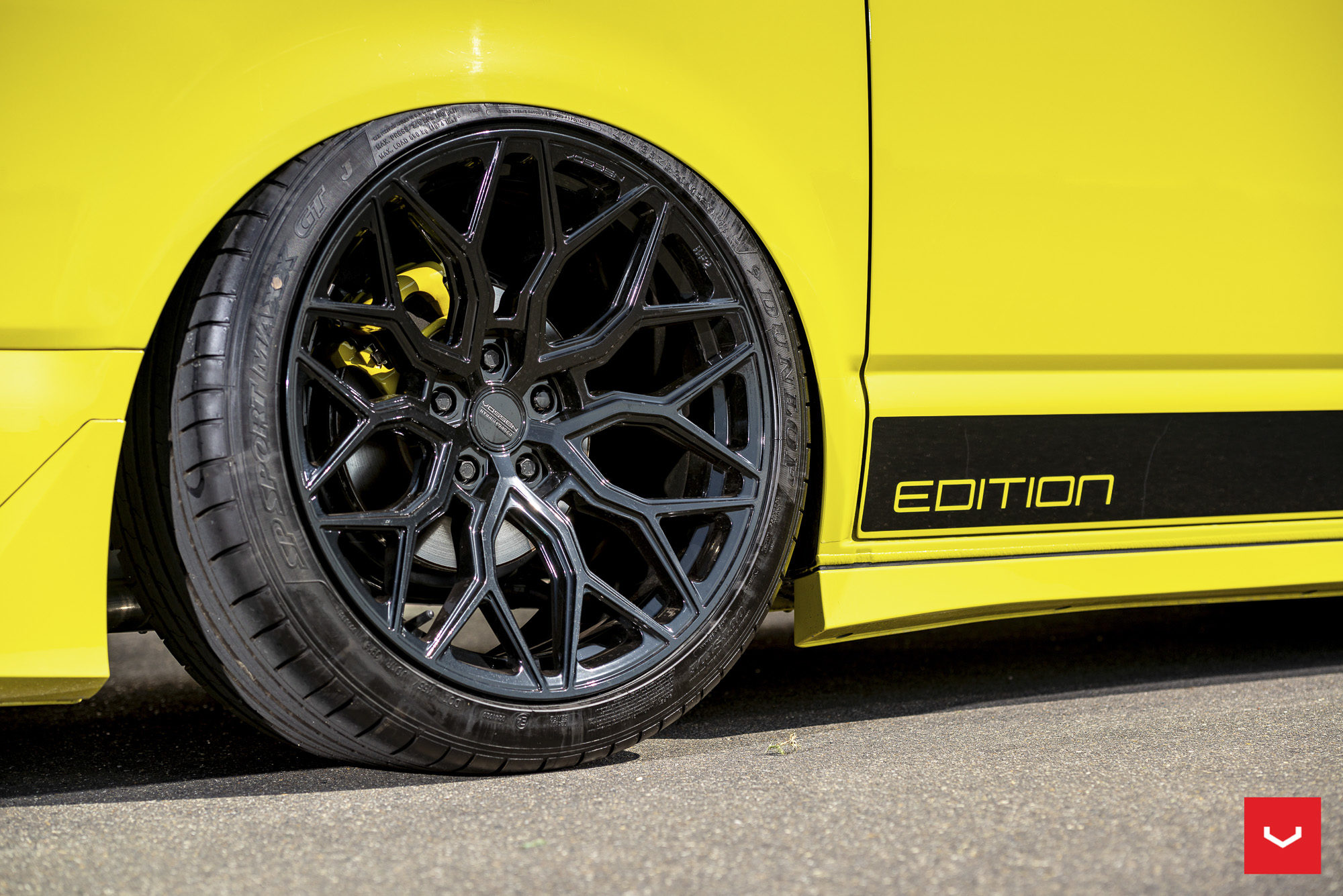 VW T6 TRANSPORTER - HYBRID FORGED SERIES: HF-2 - Vossen Wheels