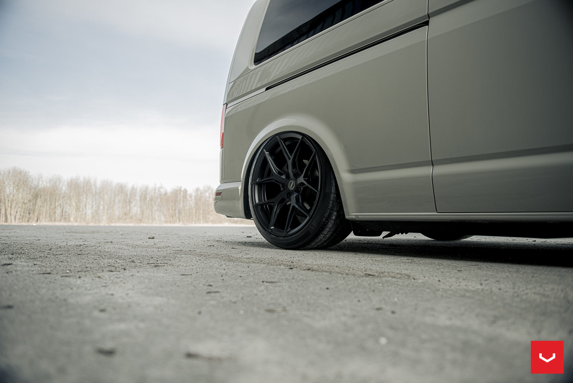 VW TRANSPORTER - HYBRID FORGED SERIES: HF-5 - Vossen Wheels