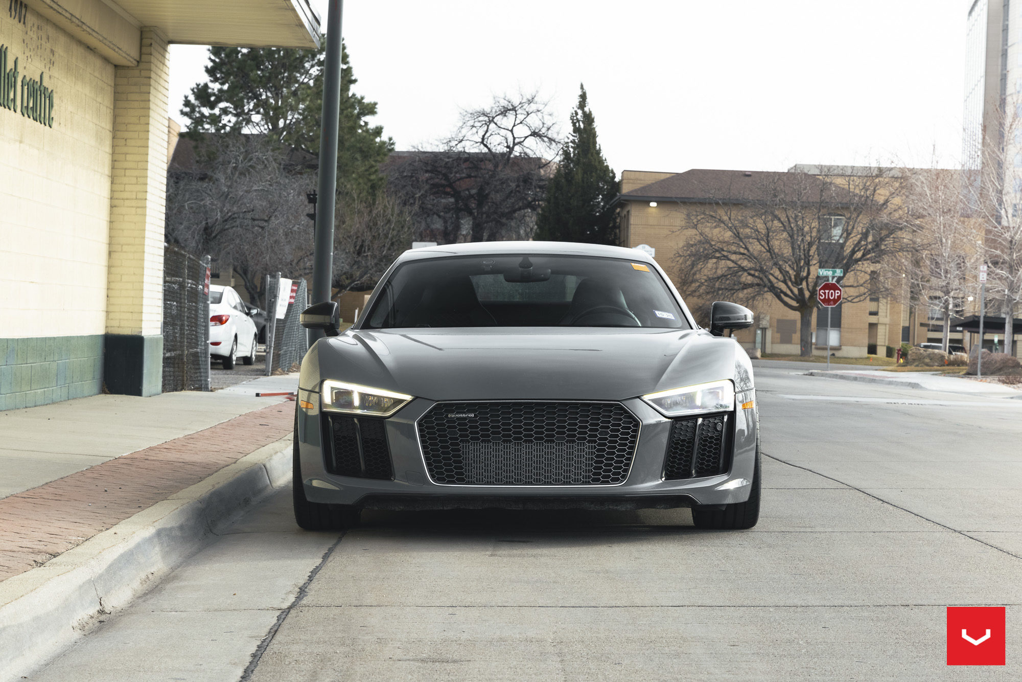 AUDI R8 - HYBRID FORGED SERIES: HF-5 - Vossen Wheels