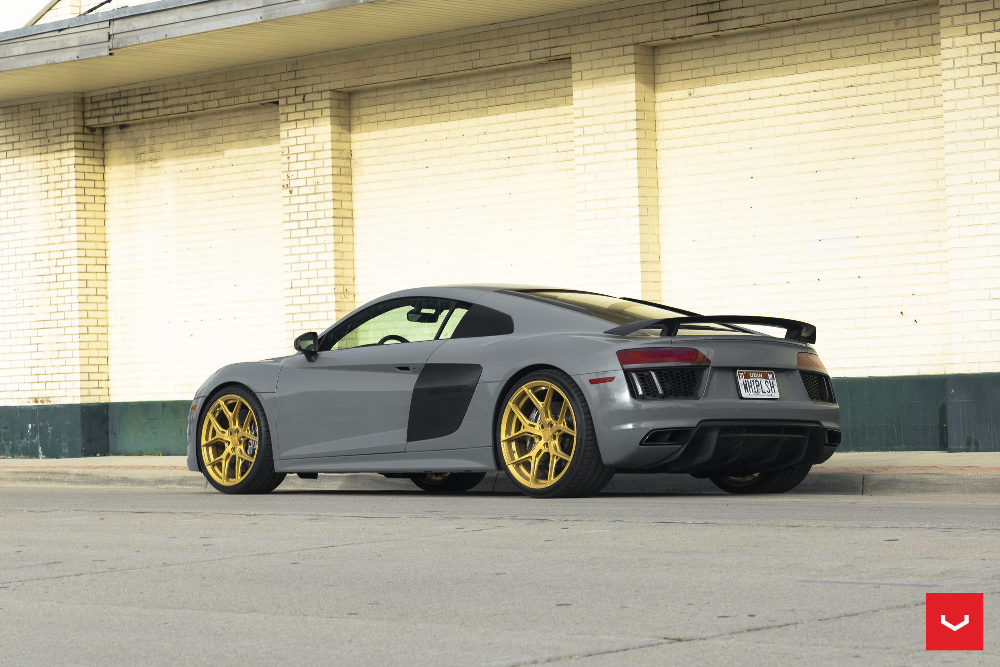 AUDI R8 - HYBRID FORGED SERIES: HF-5 - Vossen Wheels