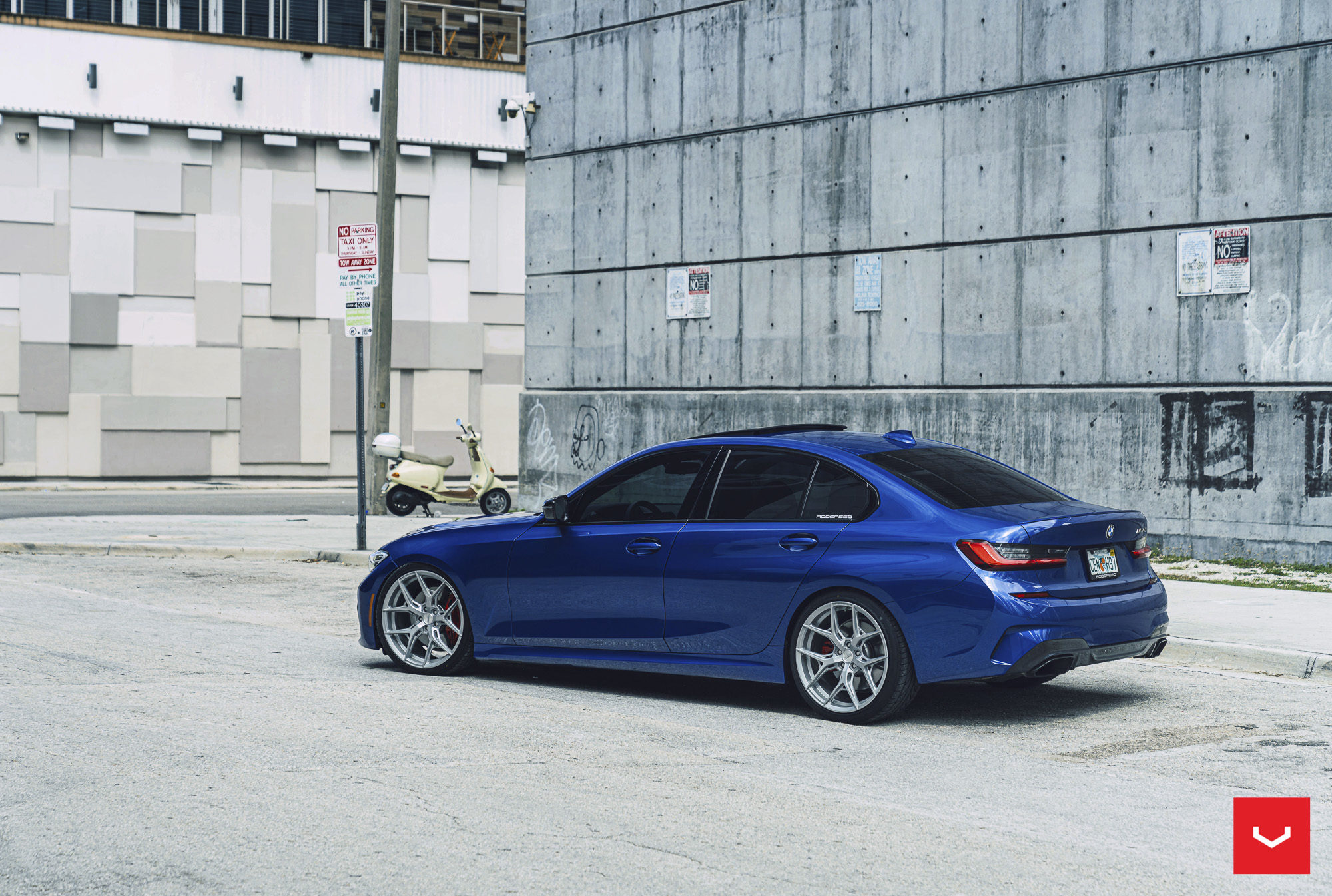 BMW M340i - HYBRID FORGED SERIES: HF-5 - Vossen Wheels