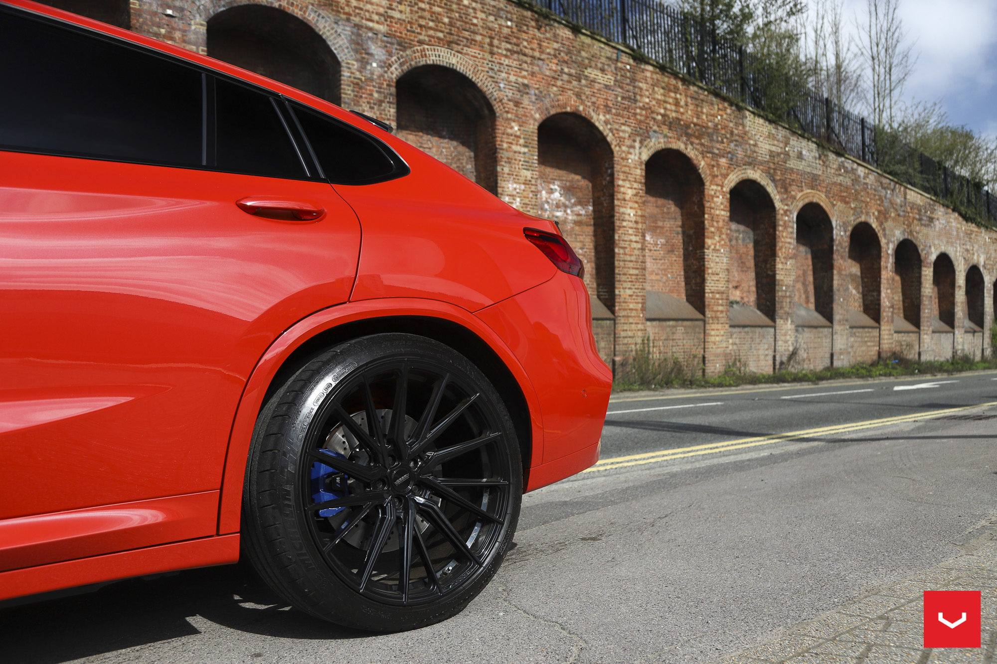 BMW X4M COMP - HYBRID FORGED SERIES: HF-4T - Vossen Wheels