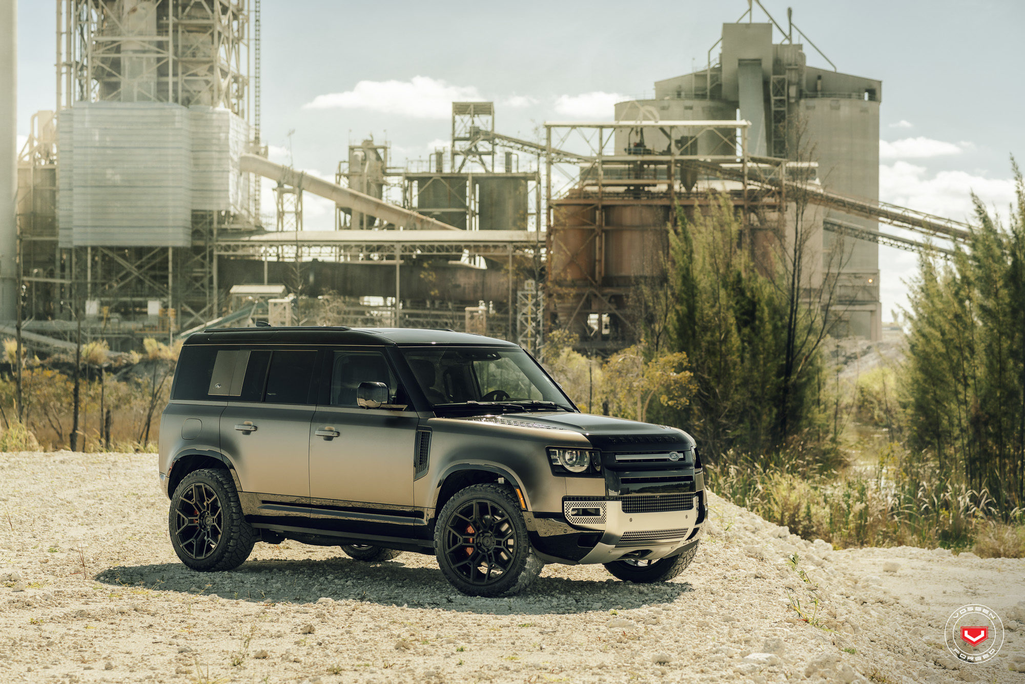 LAND ROVER DEFENDER - URBAN AUTOMOTIVE X VOSSEN SERIES: UV-4 - Vossen ...