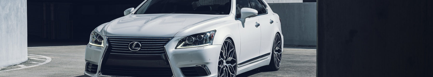 LEXUS LS460 - HYBRID FORGED SERIES: HF-2 - Vossen Wheels
