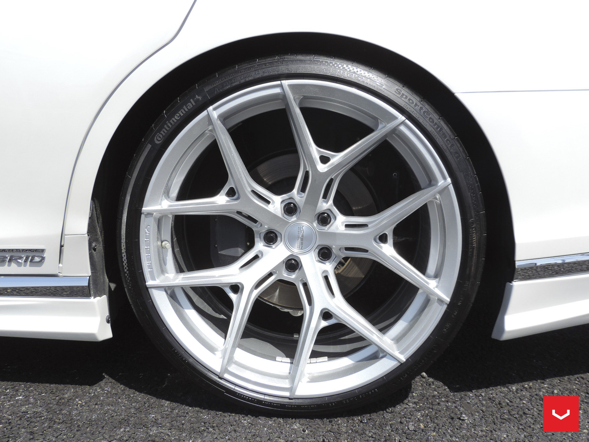 LEXUS LS500 - HYBRID FORGED SERIES: HF-5 - Vossen Wheels
