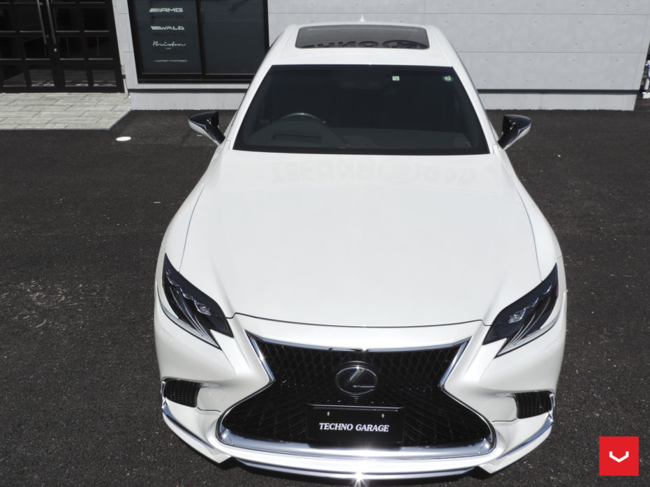 LEXUS LS500 - HYBRID FORGED SERIES: HF-5 - Vossen Wheels