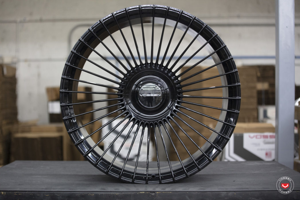 SERIES 17: S17-16 - Vossen Wheels
