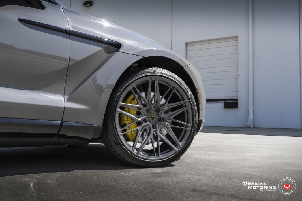 ASTON MARTIN DBX - EVO-R SERIES: EVO-5R - Vossen Wheels