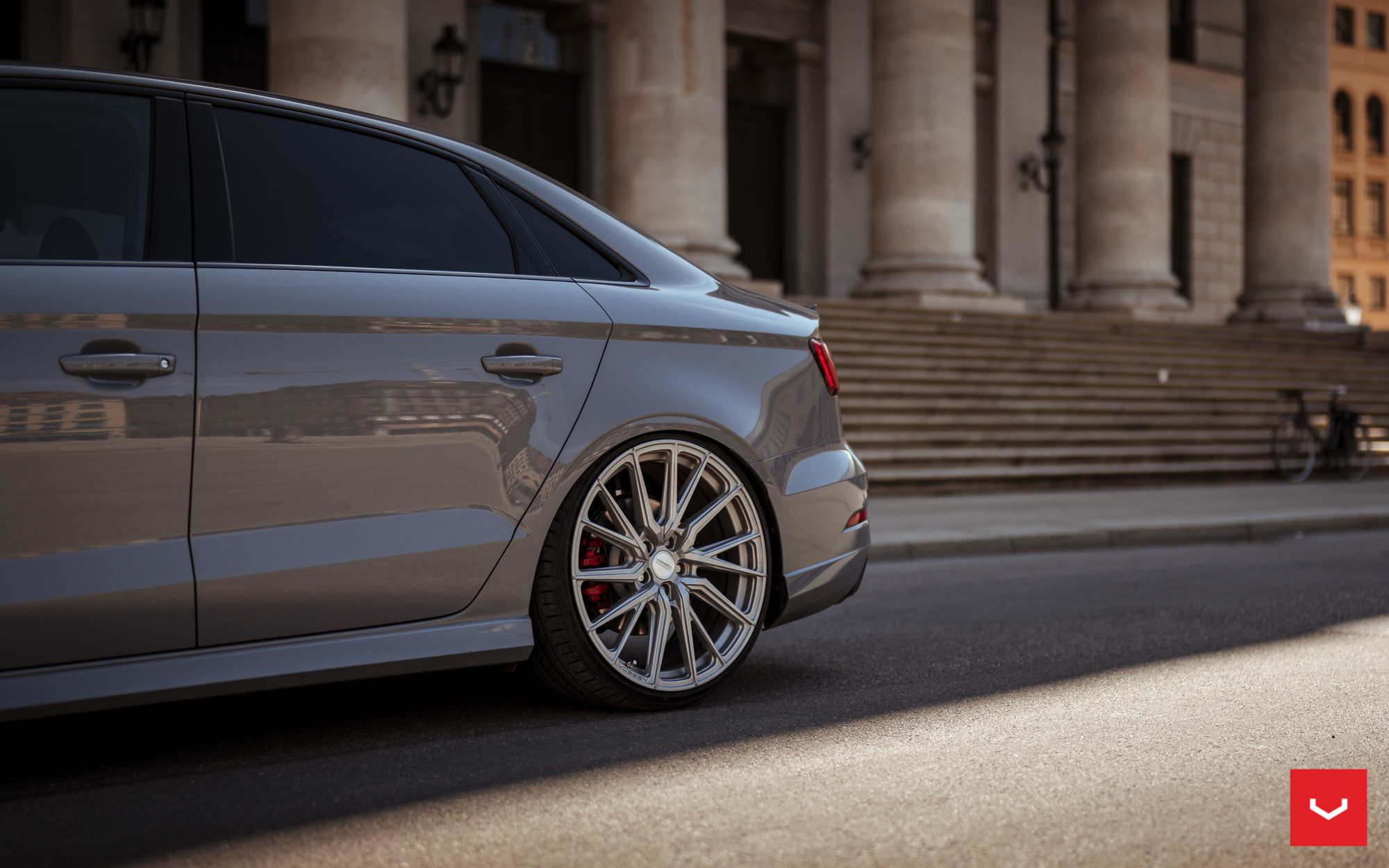 AUDI RS3 - HYBRID FORGED SERIES: HF-4T - Vossen Wheels