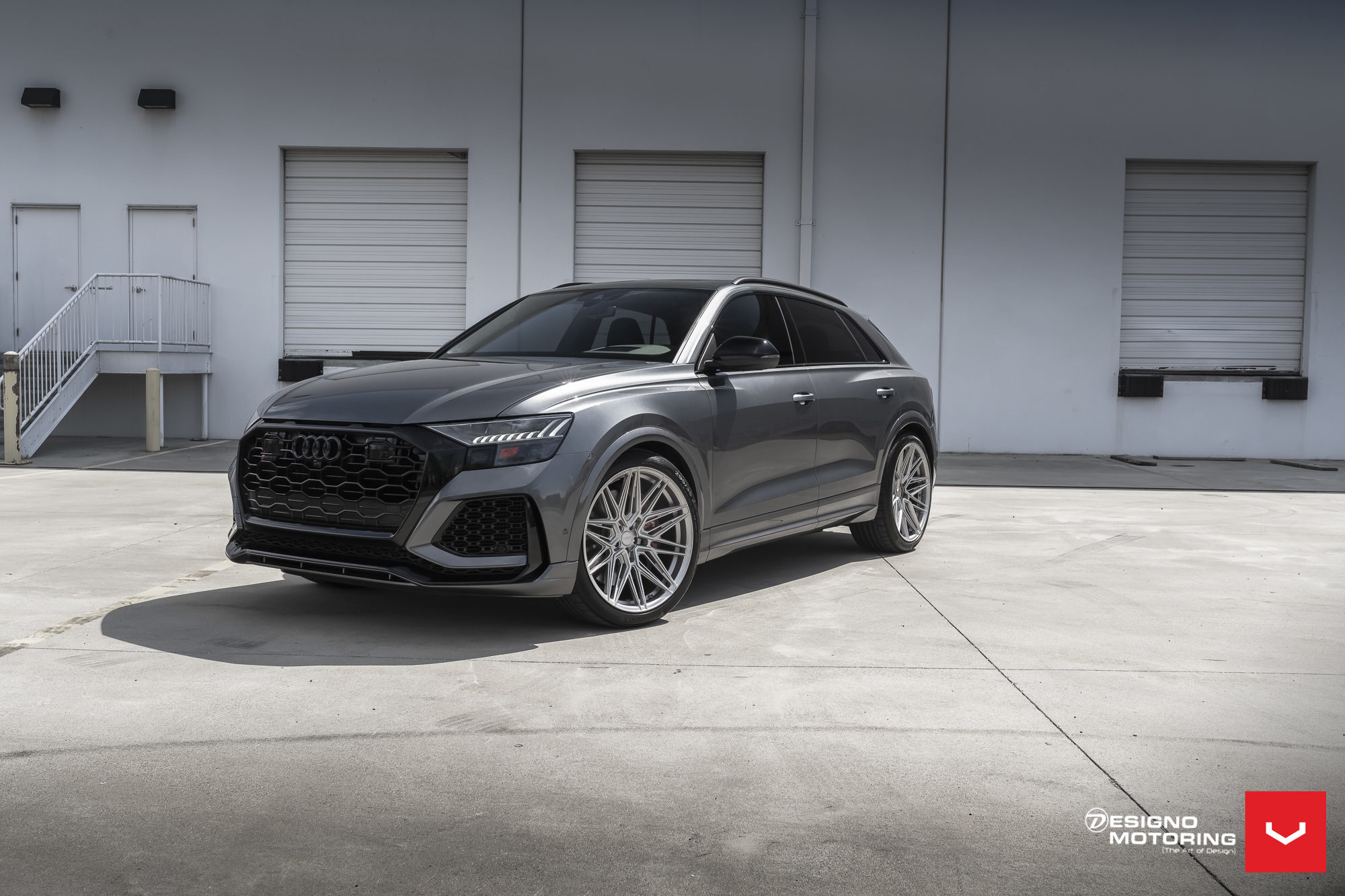 AUDI RSQ8 - HYBRID FORGED SERIES: HF-7 - Vossen Wheels