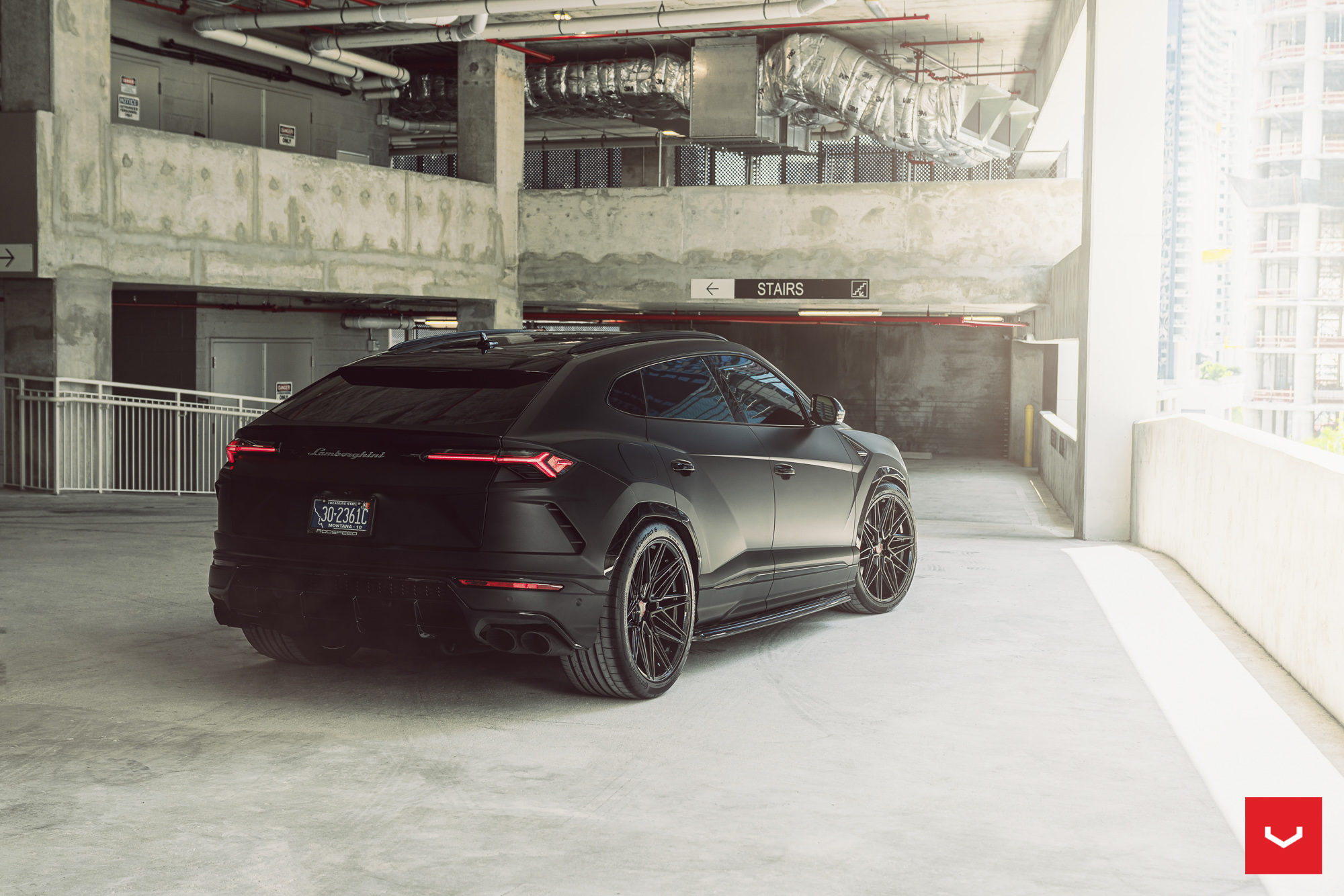 LAMBORGHINI URUS - HYBRID FORGED SERIES: HF-7 - Vossen Wheels