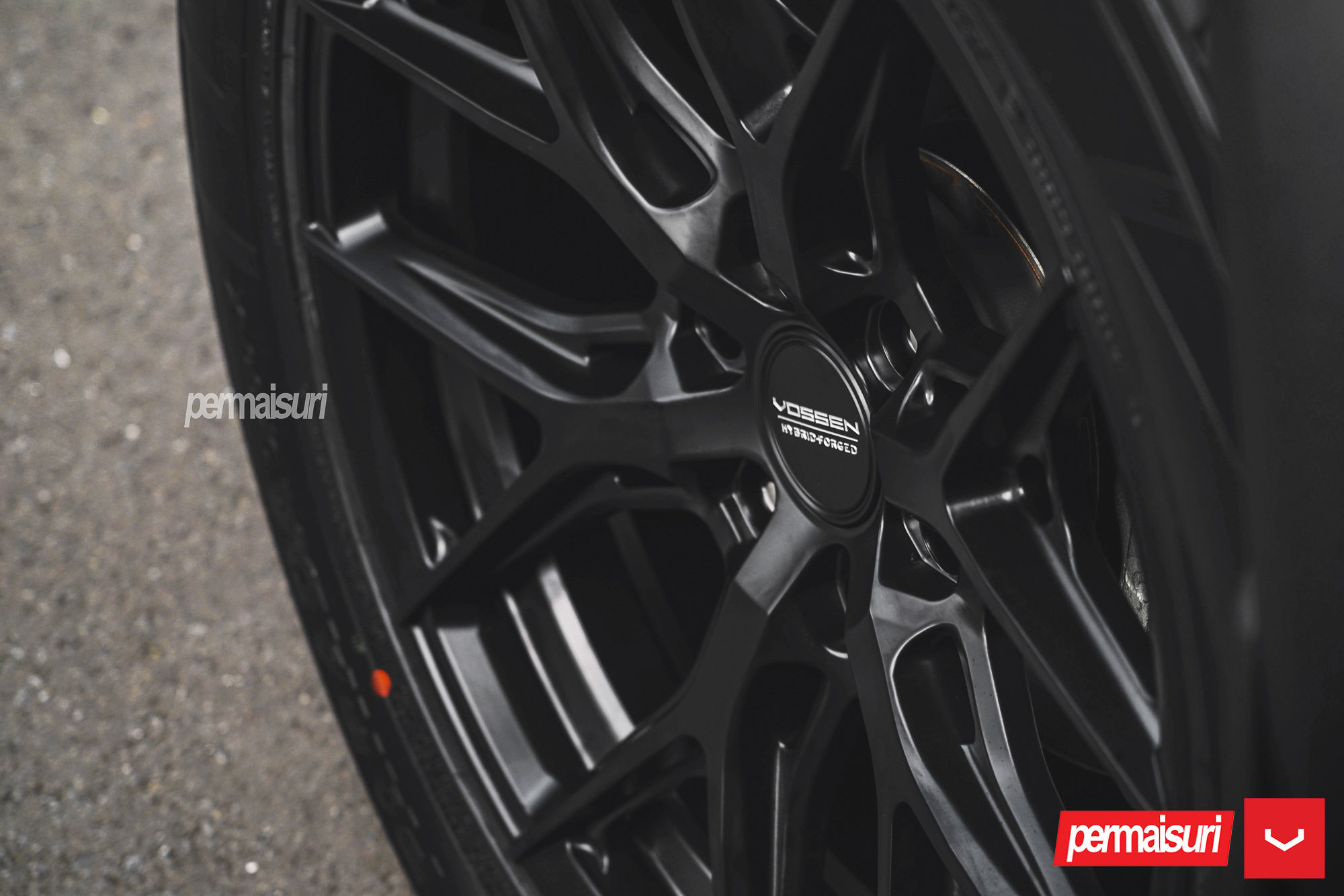 TOYOTA FORTUNER TRD SPORTIVO - HYBRID FORGED SERIES: HF6-4 - Vossen Wheels