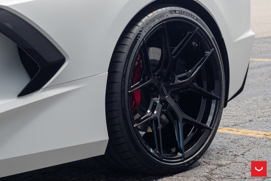 CHEVROLET CORVETTE C8 - HYBRID FORGED SERIES: HF-5 - Vossen Wheels