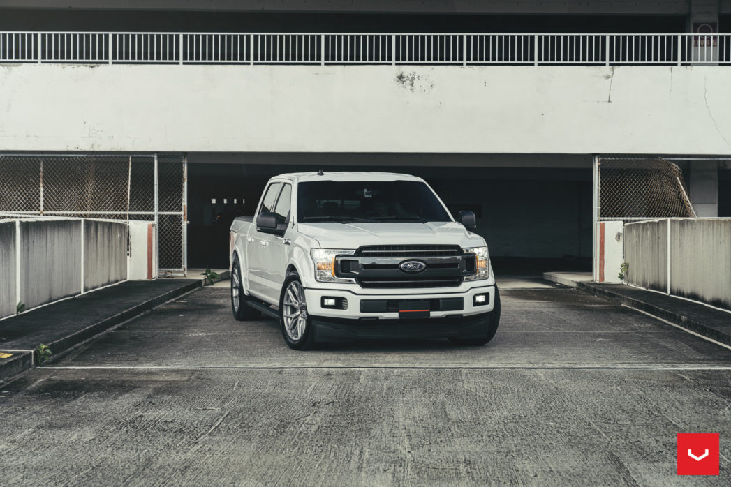 FORD F-150 XLT - HYBRID FORGED SERIES: HF6-4 - Vossen Wheels