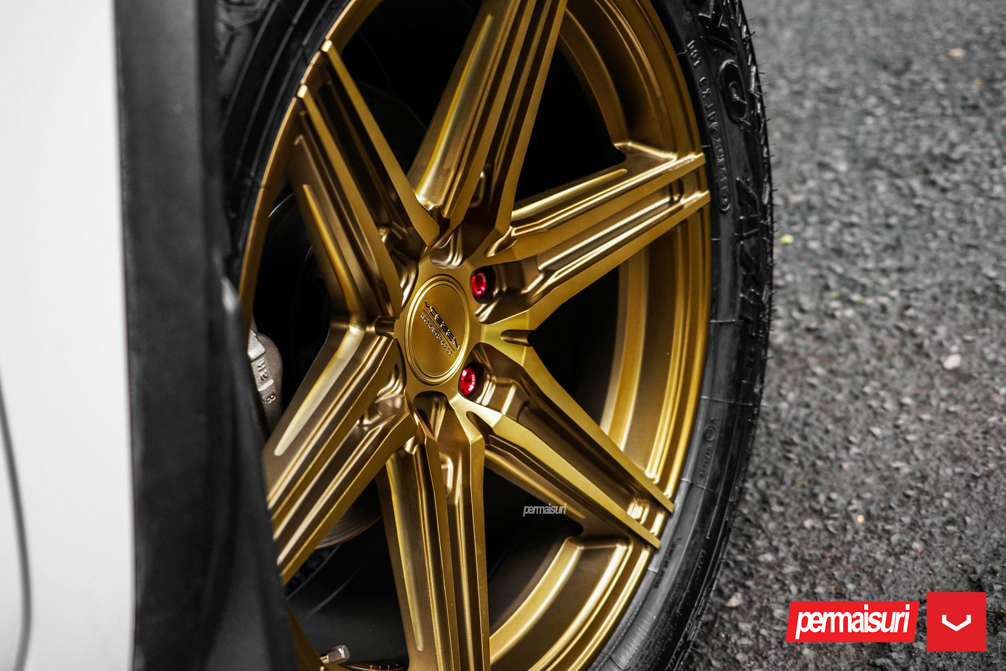 TOYOTA FORTUNER - HYBRID FORGED SERIES: HF6-2 - Vossen Wheels