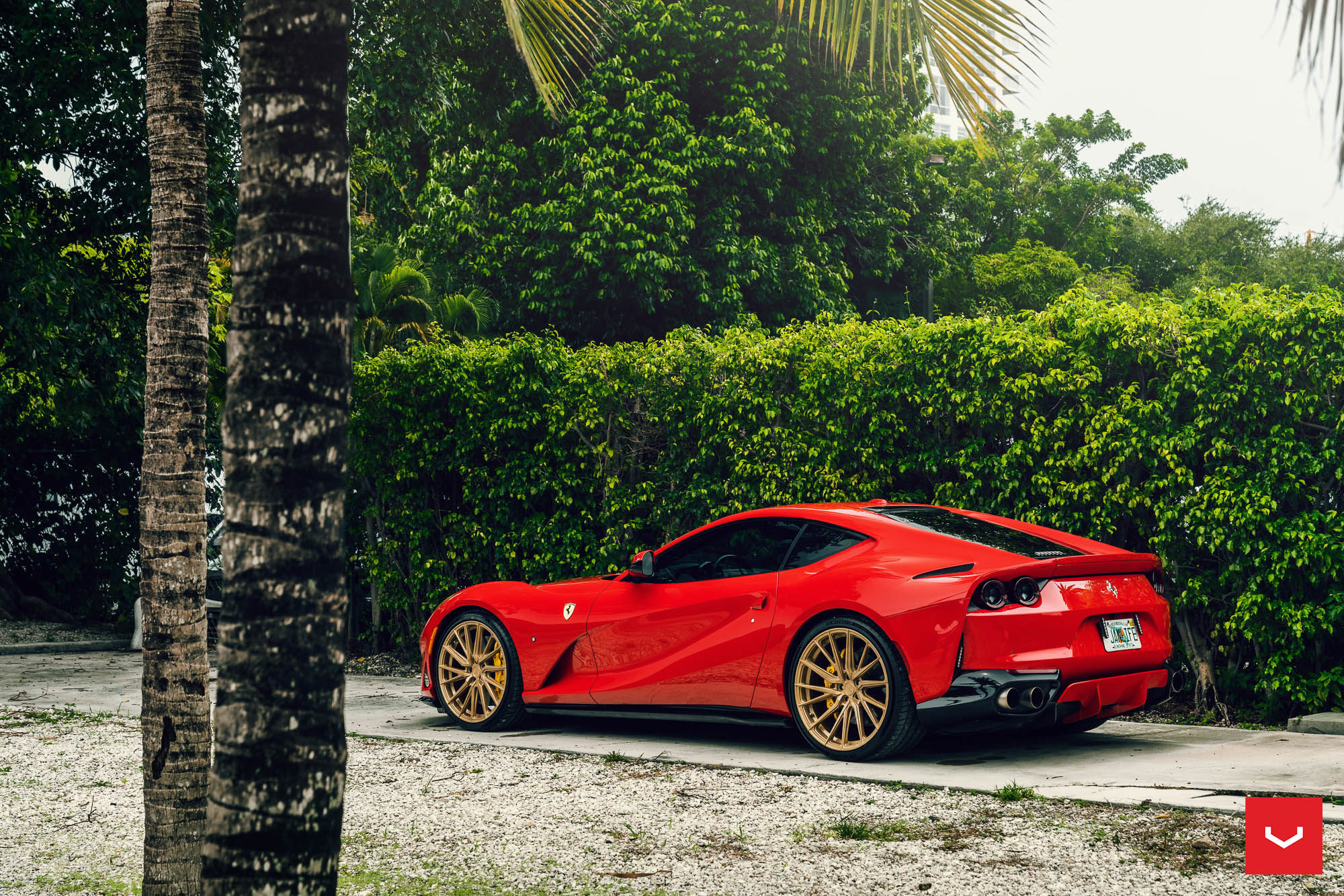 FERRARI 812 SUPERFAST - HYBRID FORGED SERIES: HF-4T - Vossen Wheels