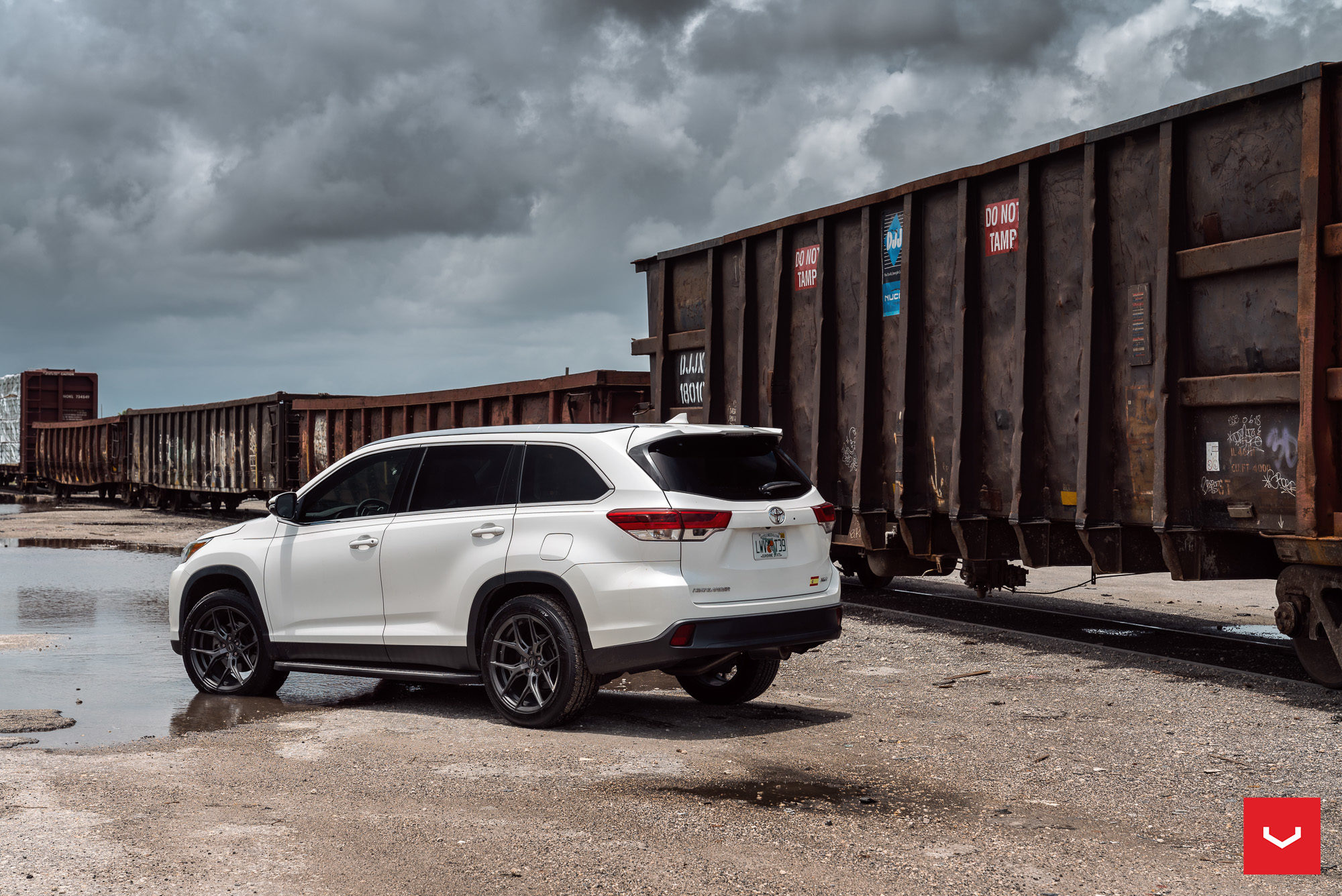 TOYOTA HIGHLANDER - HYBRID FORGED SERIES: HF-5 - Vossen Wheels