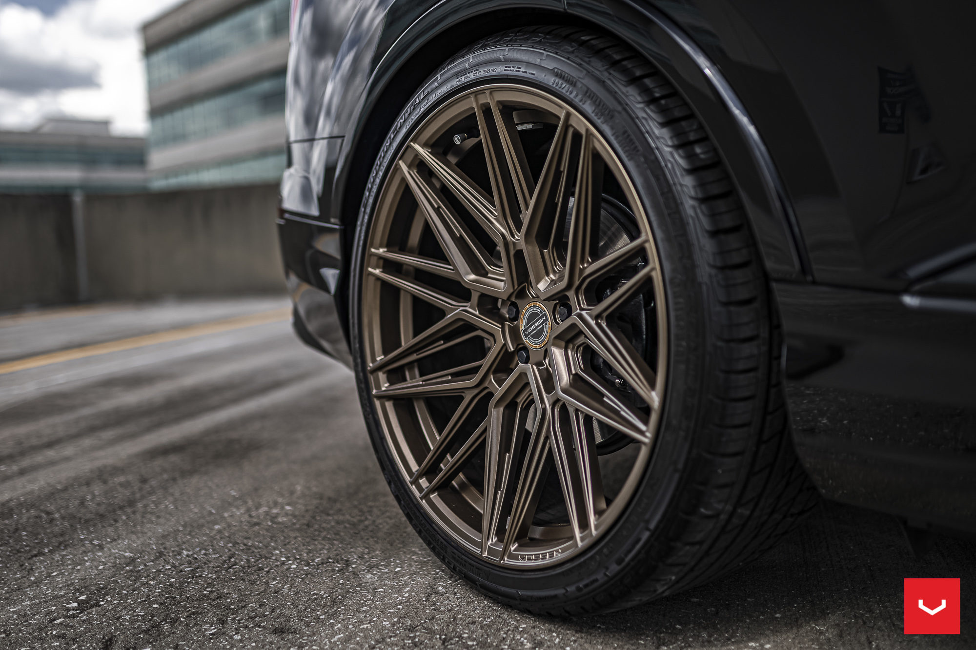 AUDI SQ7 - HYBRID FORGED SERIES: HF-7 - Vossen Wheels