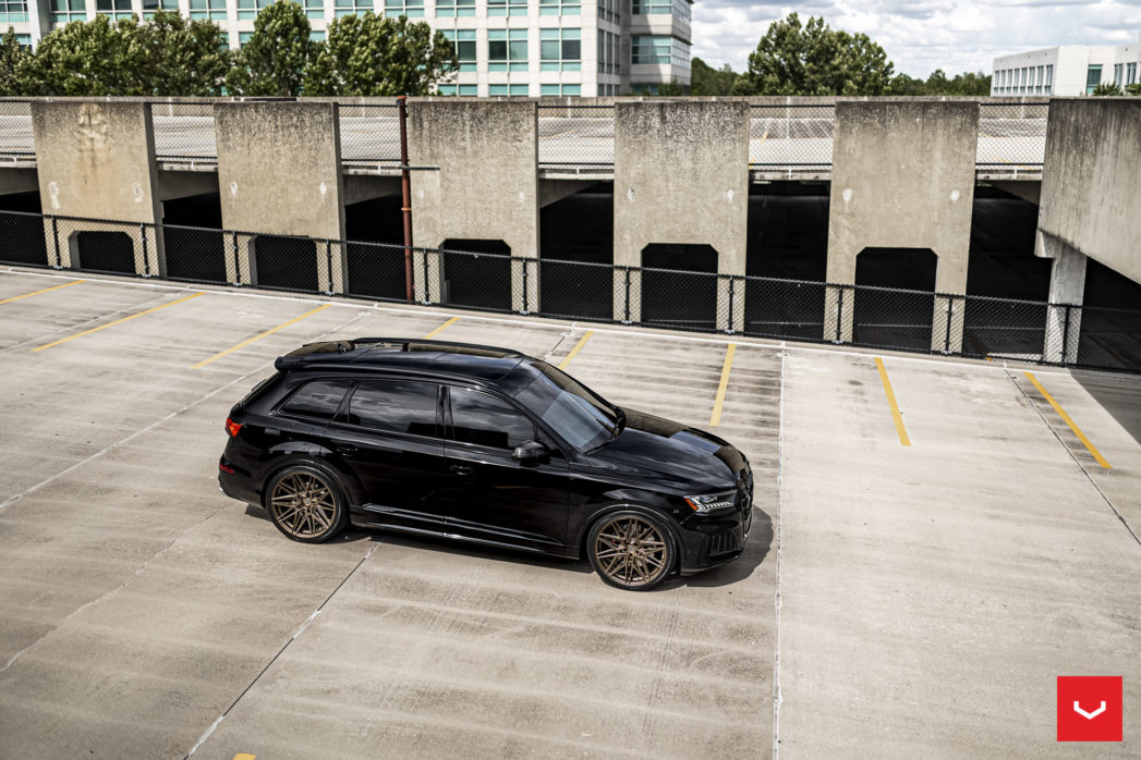 AUDI SQ7 - HYBRID FORGED SERIES: HF-7 - Vossen Wheels
