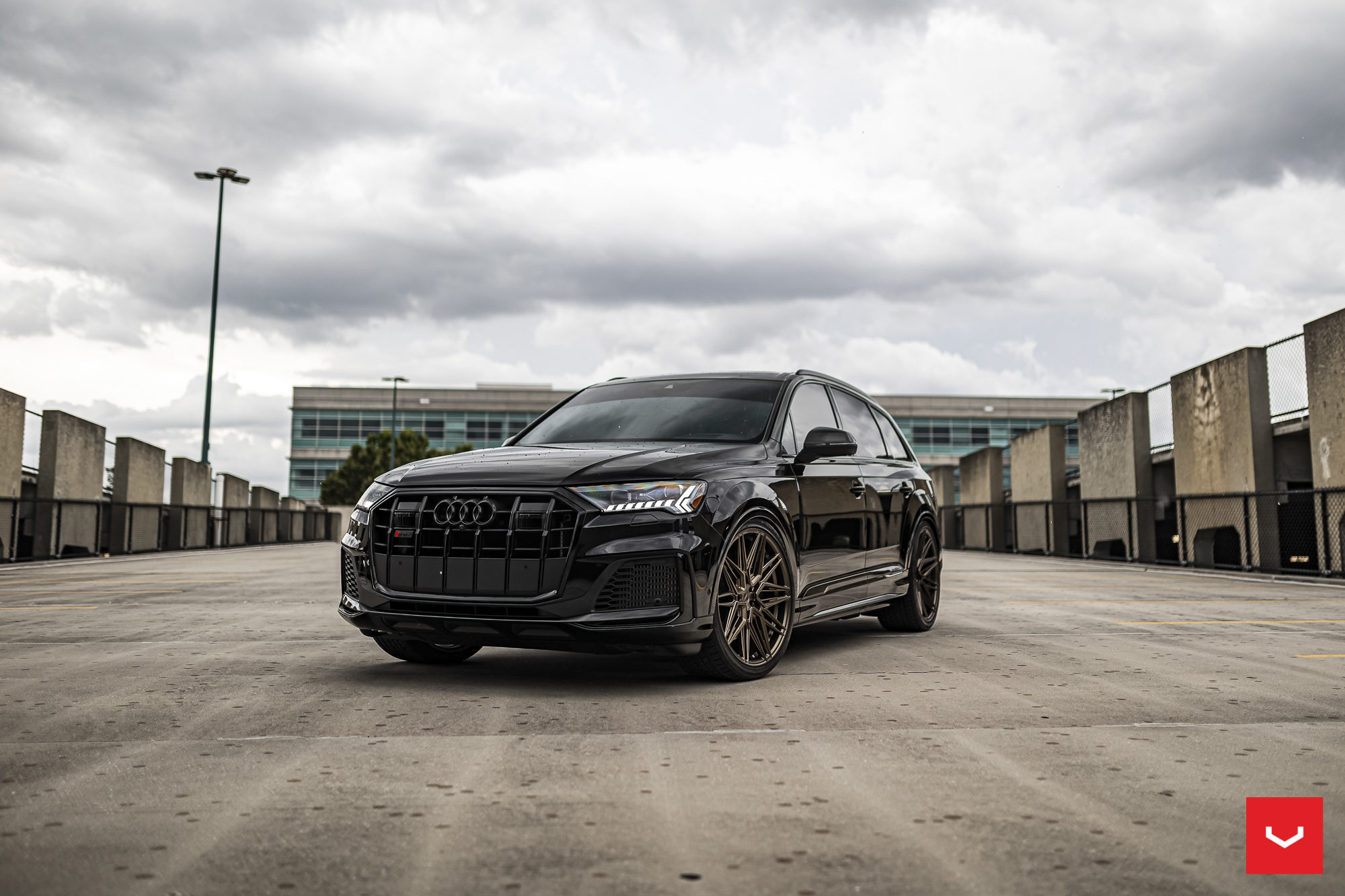 AUDI SQ7 - HYBRID FORGED SERIES: HF-7 - Vossen Wheels