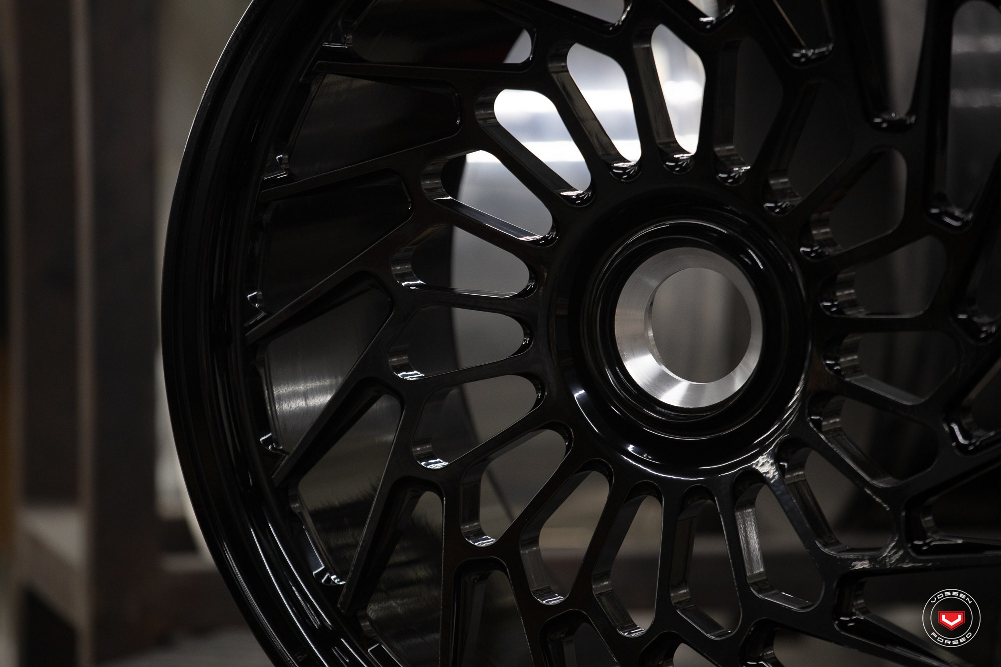 M-R SERIES: ML-R2 - Vossen Wheels