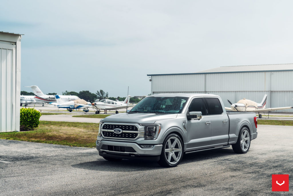 Vossen Hybrid Forged HF6-2 6-lug Wheel for Trucks and SUVs