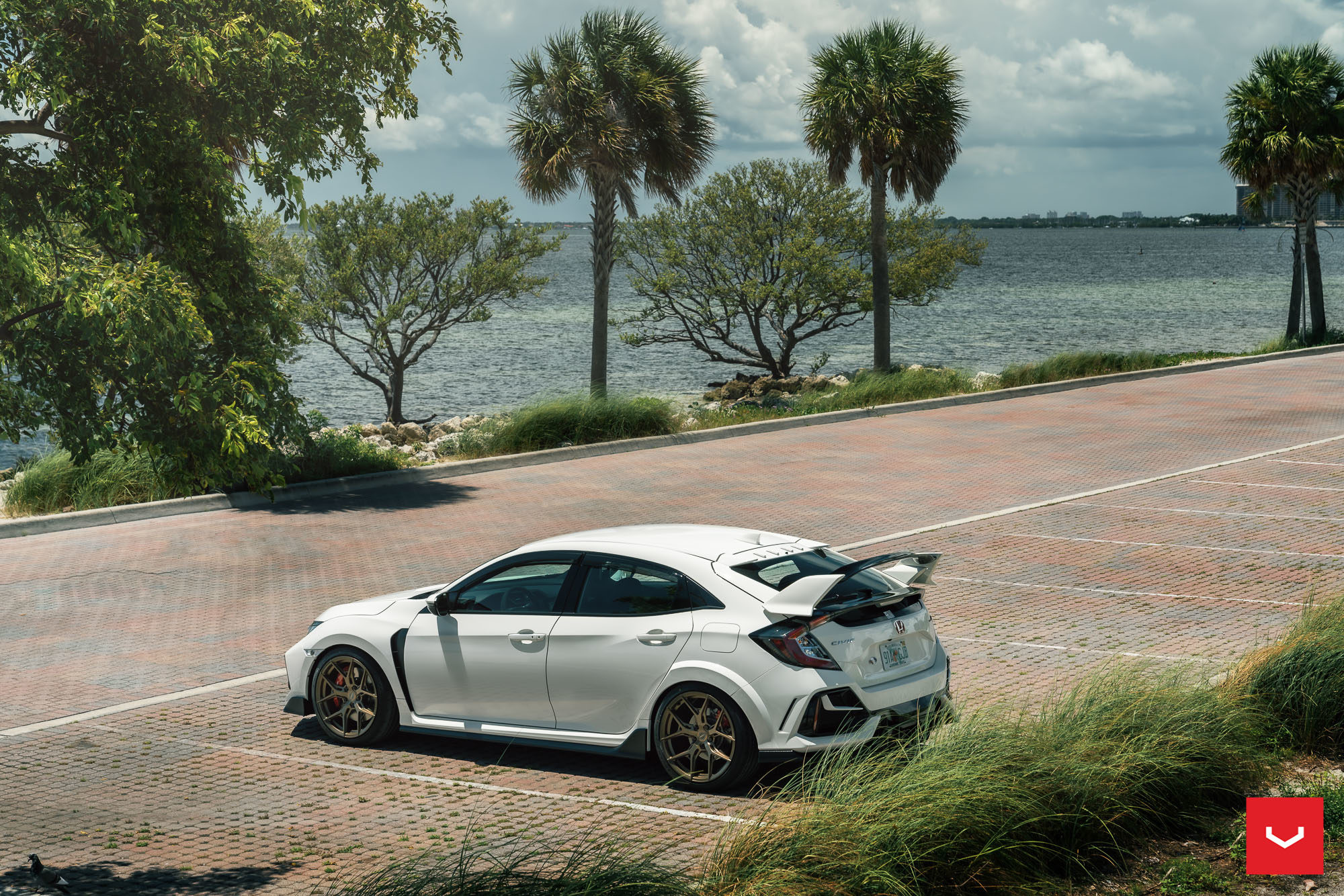 HONDA CIVIC TYPE R - HYBRID FORGED SERIES: HF-5 - Vossen Wheels