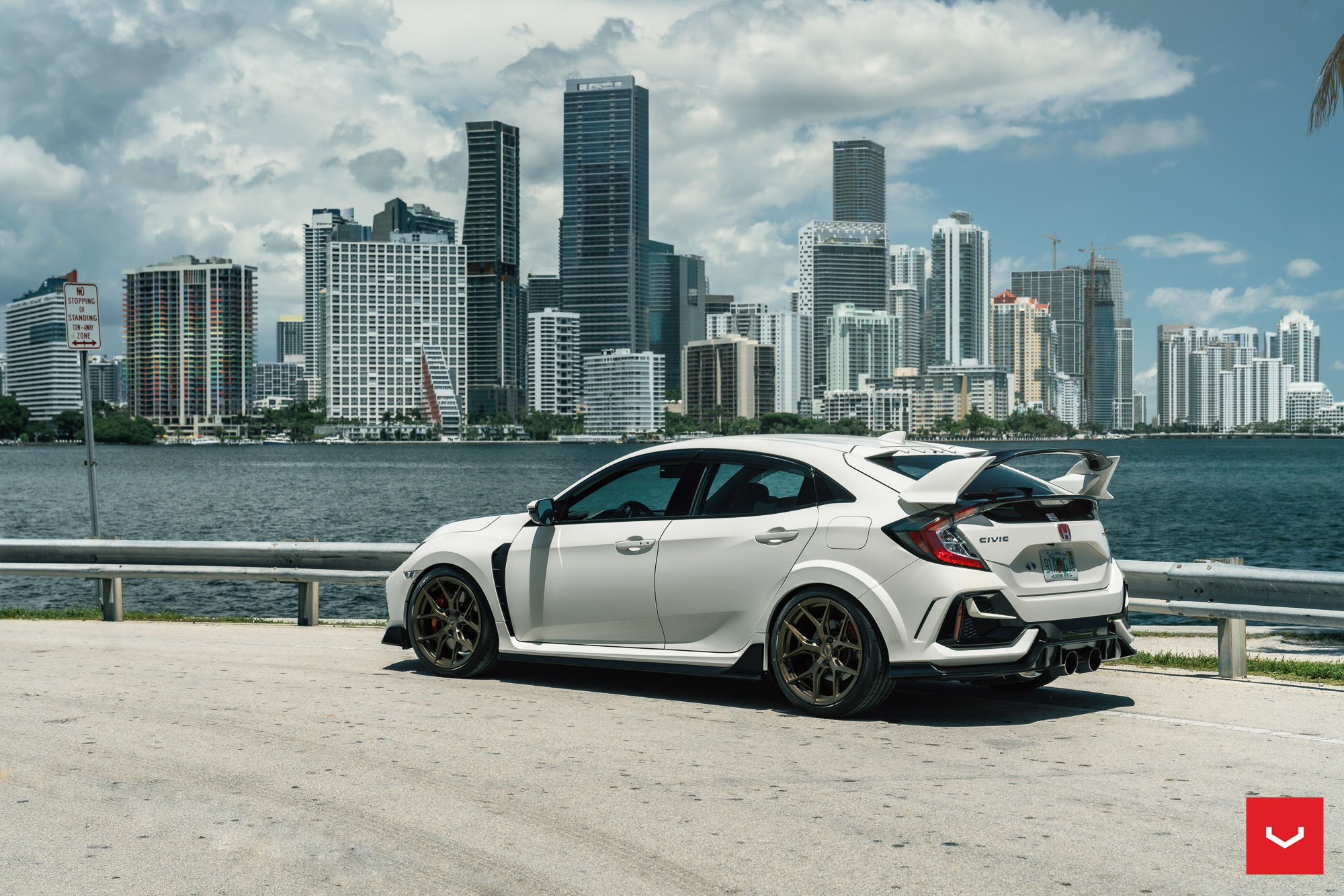 HONDA CIVIC TYPE R - HYBRID FORGED SERIES: HF-5 - Vossen Wheels