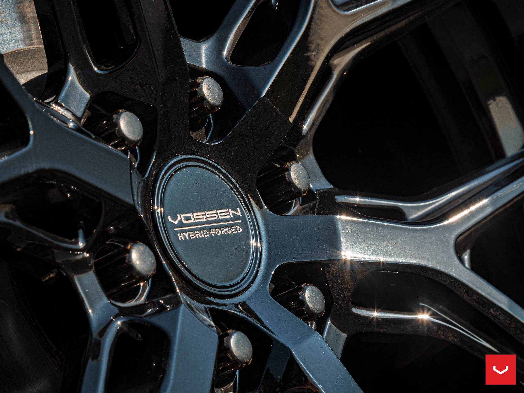 FORD F-150 VENOM 775 - HYBRID FORGED SERIES: HF6-4 - Vossen Wheels