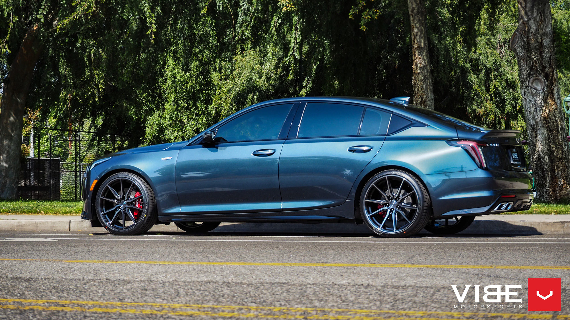 CADILLAC CT5V - HYBRID FORGED SERIES: HF-3 - Vossen Wheels