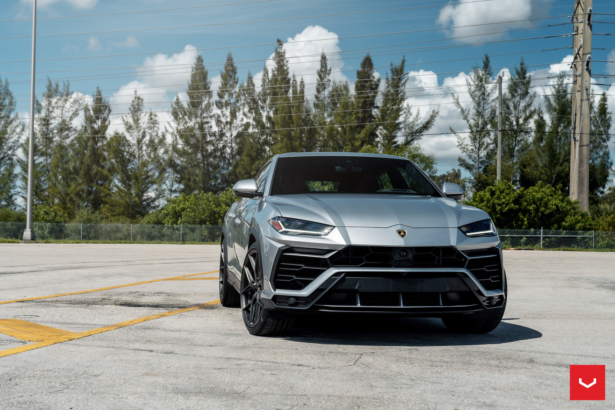 LAMBORGHINI URUS - HYBRID FORGED SERIES: HF-5 - Vossen Wheels