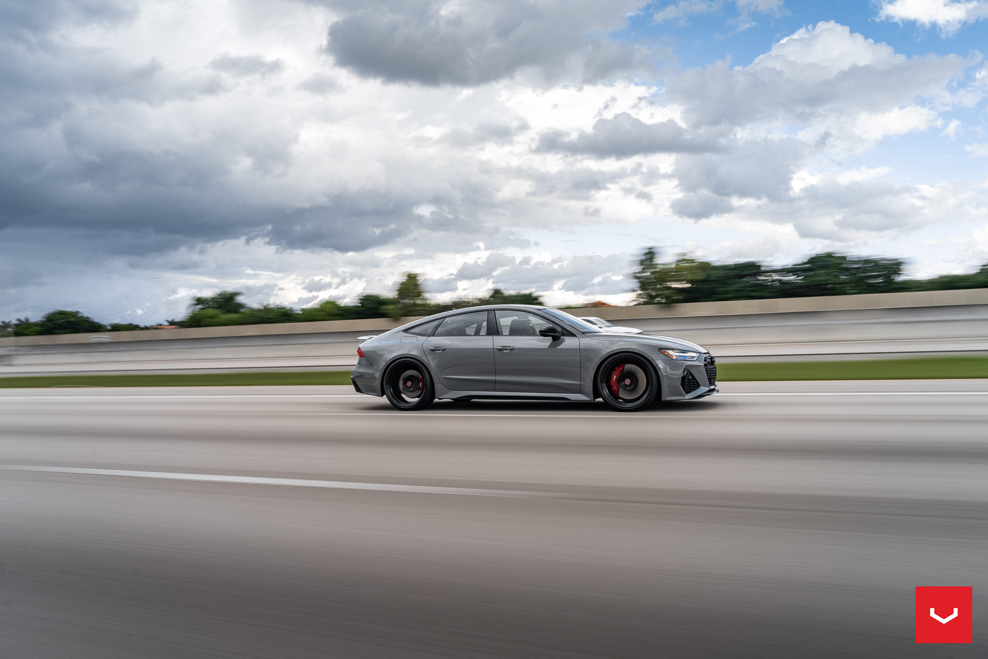AUDI RS7 - HYBRID FORGED SERIES: HF-3 - Vossen Wheels