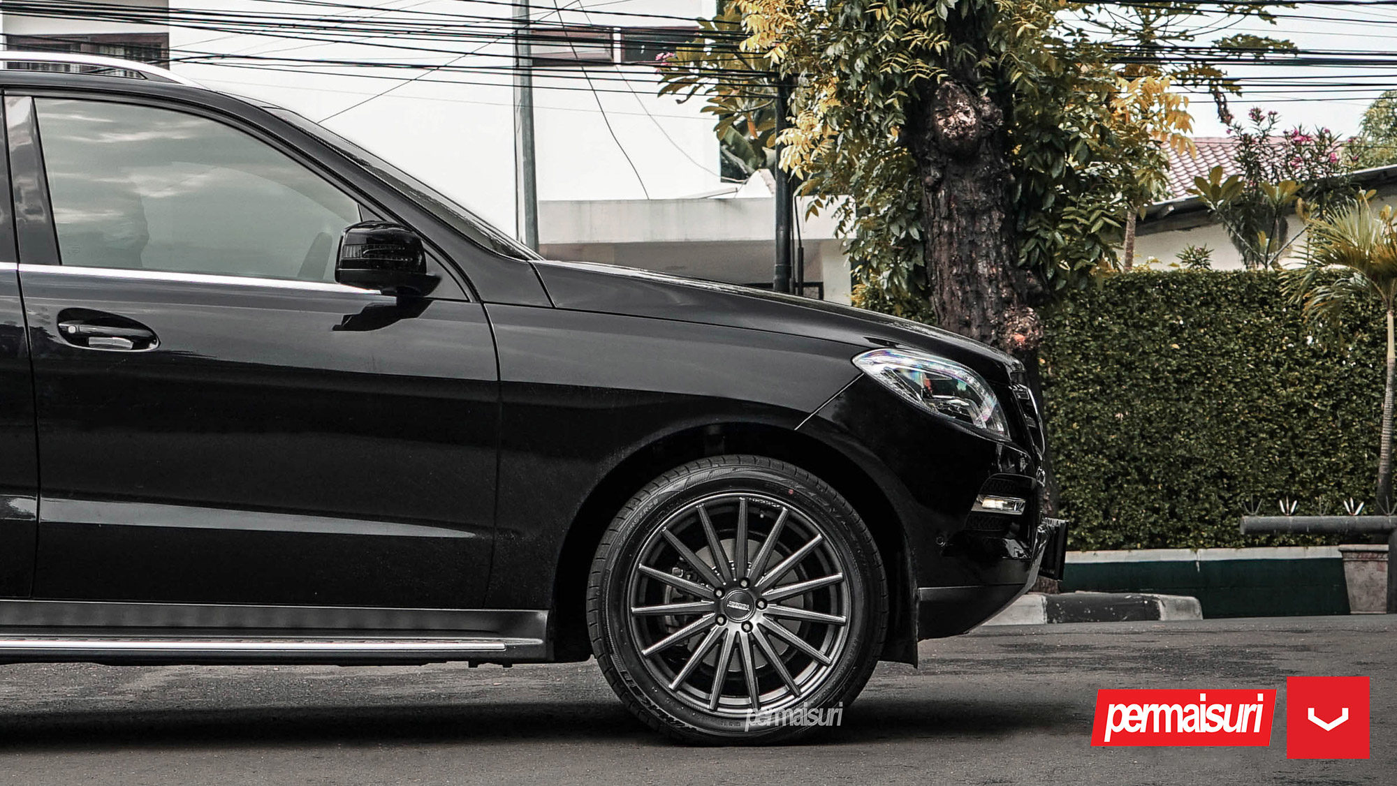 MERCEDES ML250 - HYBRID FORGED SERIES: VFS-2 - Vossen Wheels