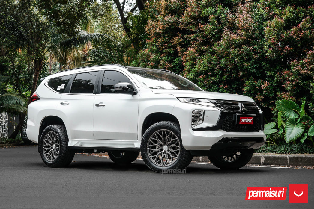 Vossen's Hybrid Forged HF6-3 6-lug Wheel for Trucks and SUVs