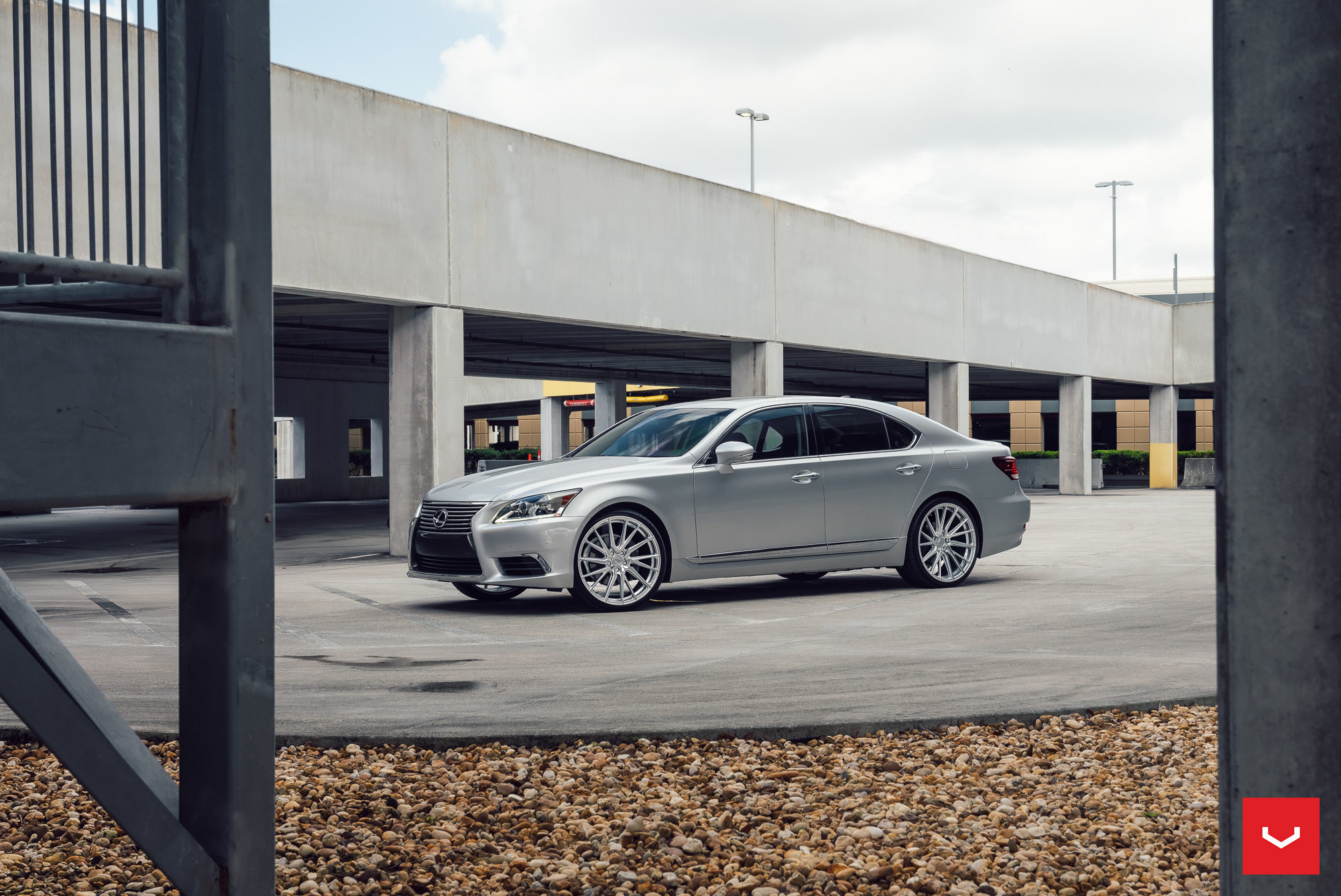 LEXUS LS 460 - HYBRID FORGED SERIES: HF-4T - Vossen Wheels