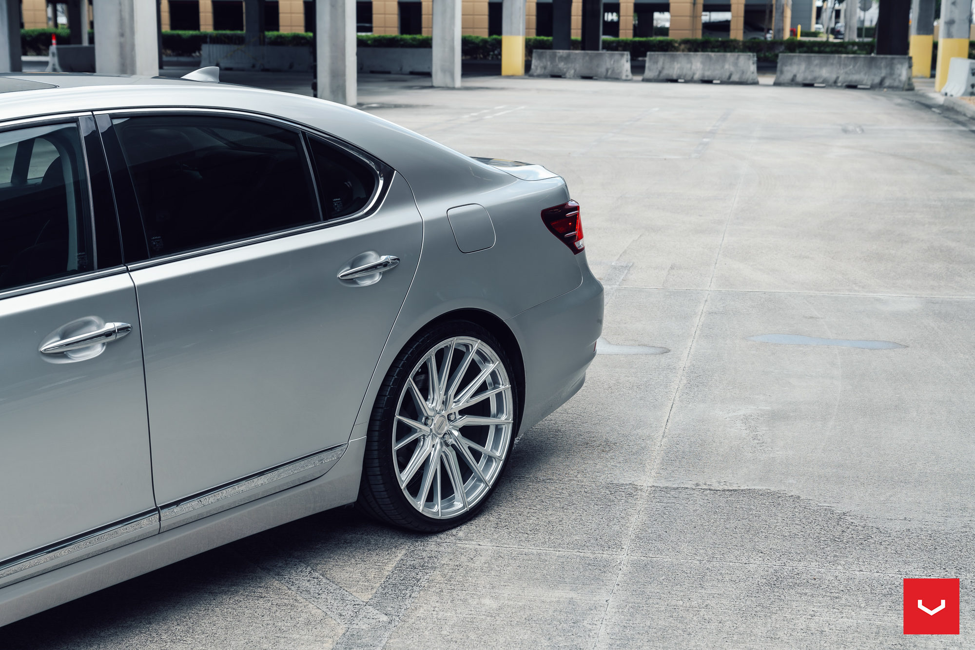 LEXUS LS 460 - HYBRID FORGED SERIES: HF-4T - Vossen Wheels
