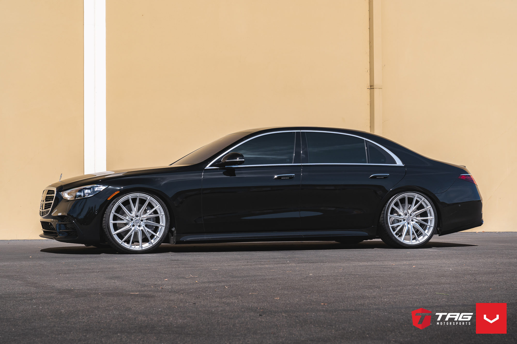 MERCEDES S580 - HYBRID FORGED SERIES: HF-4T - Vossen Wheels