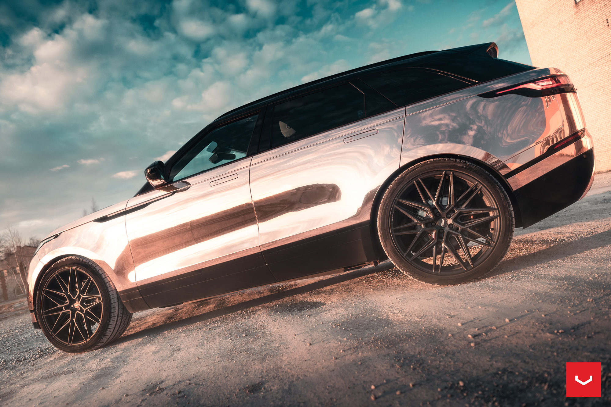 RANGE ROVER VELAR - HYBRID FORGED SERIES: HF-7 - Vossen Wheels