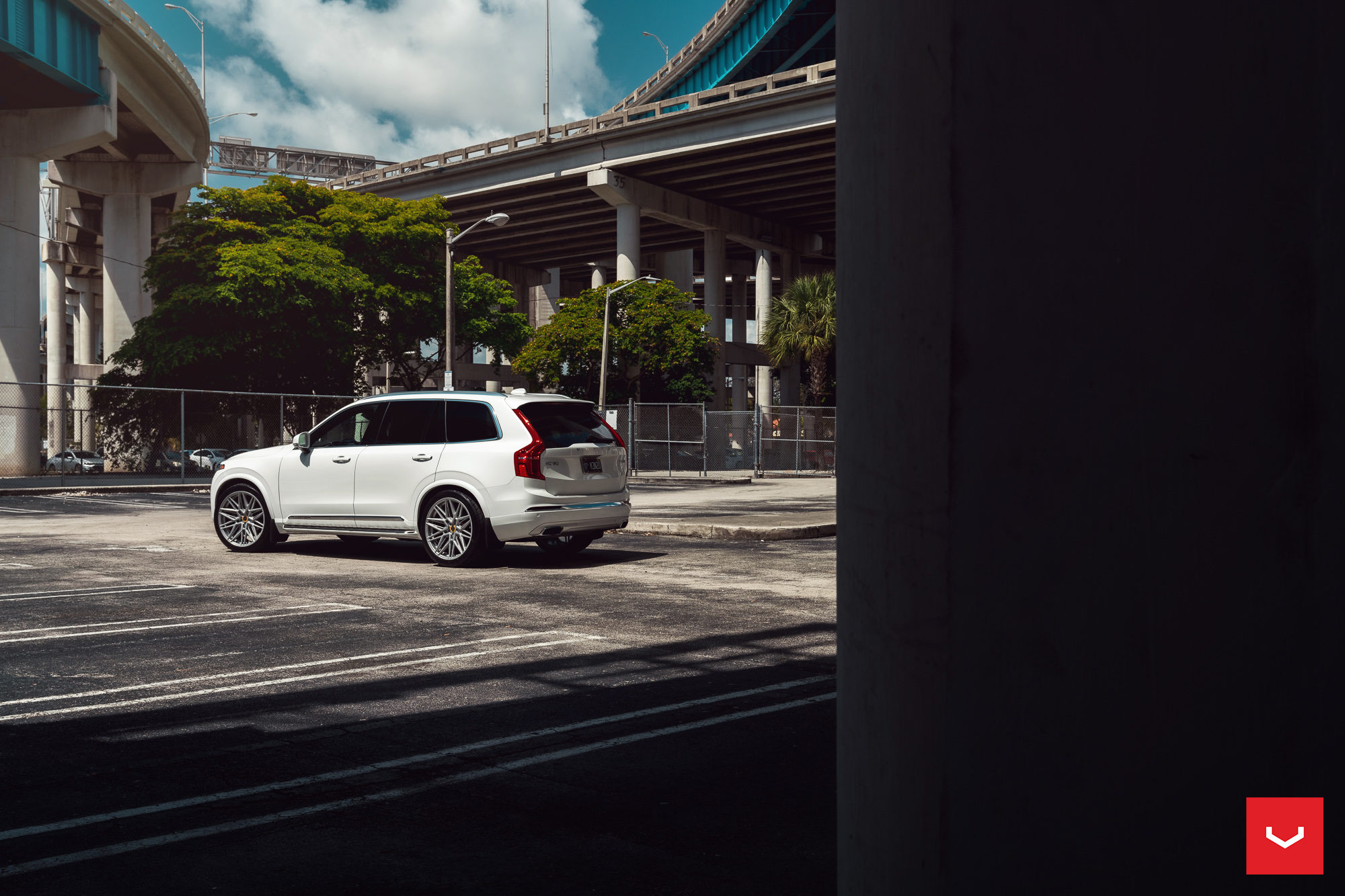 VOLVO XC90 - HYBRID FORGED SERIES: HF-7 - Vossen Wheels