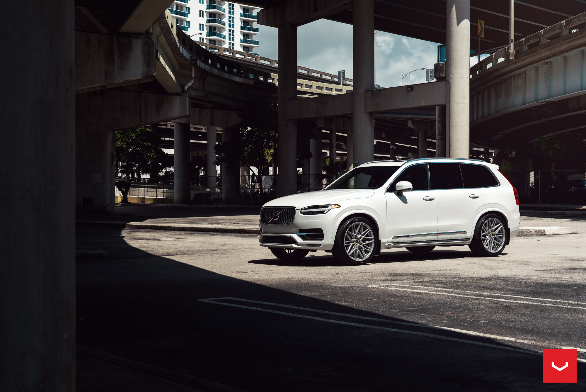 VOLVO XC90 - HYBRID FORGED SERIES: HF-7 - Vossen Wheels