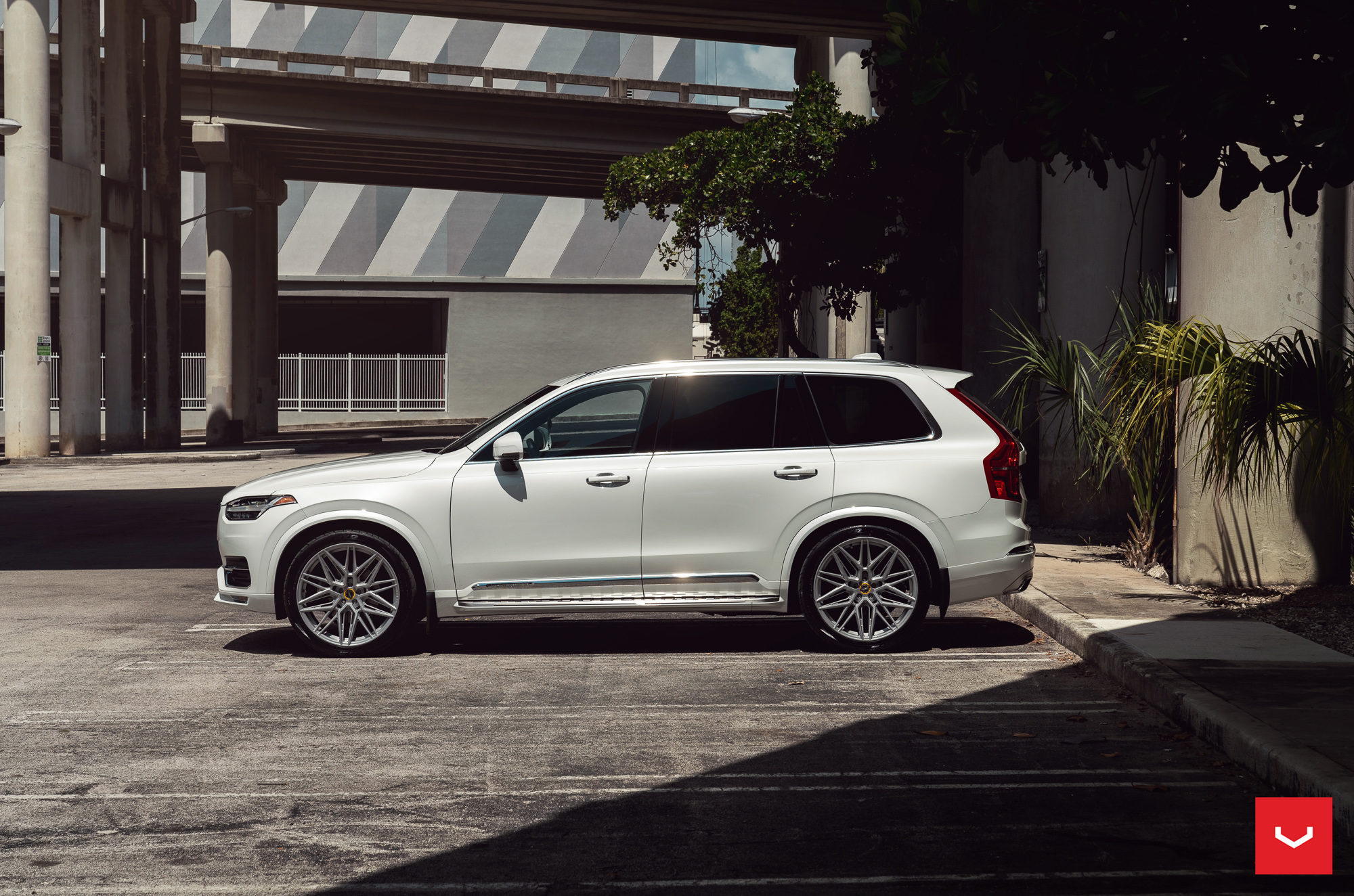 VOLVO XC90 - HYBRID FORGED SERIES: HF-7 - Vossen Wheels
