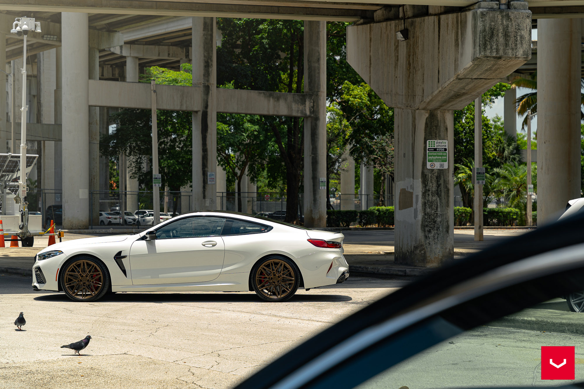 BMW M8 COMP - HYBRID FORGED SERIES: HF-7 - Vossen Wheels