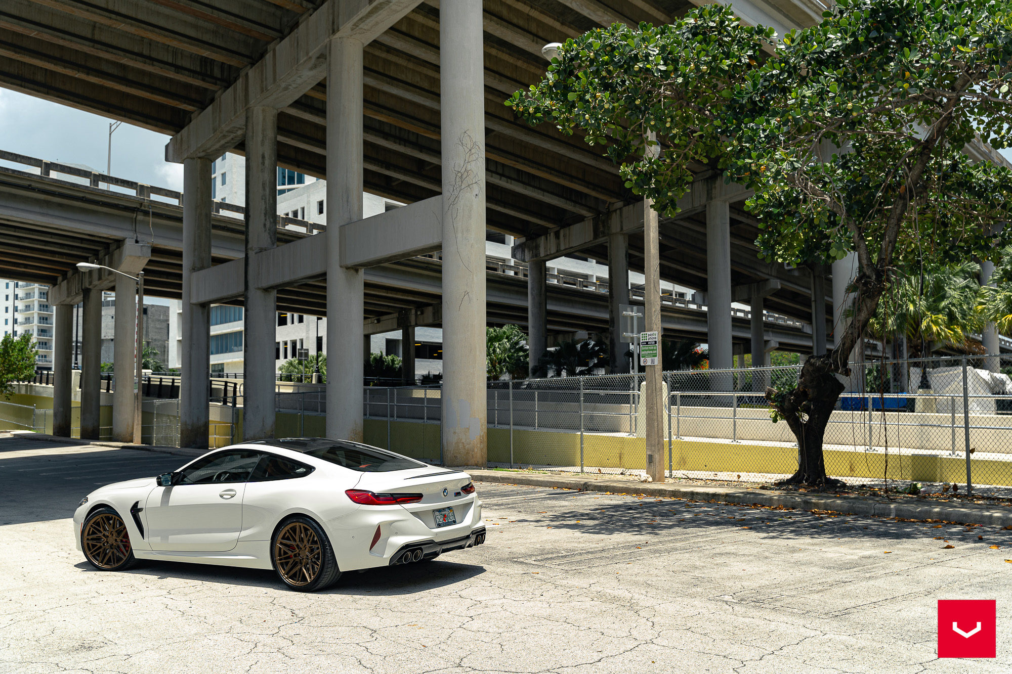 BMW M8 COMP - HYBRID FORGED SERIES: HF-7 - Vossen Wheels