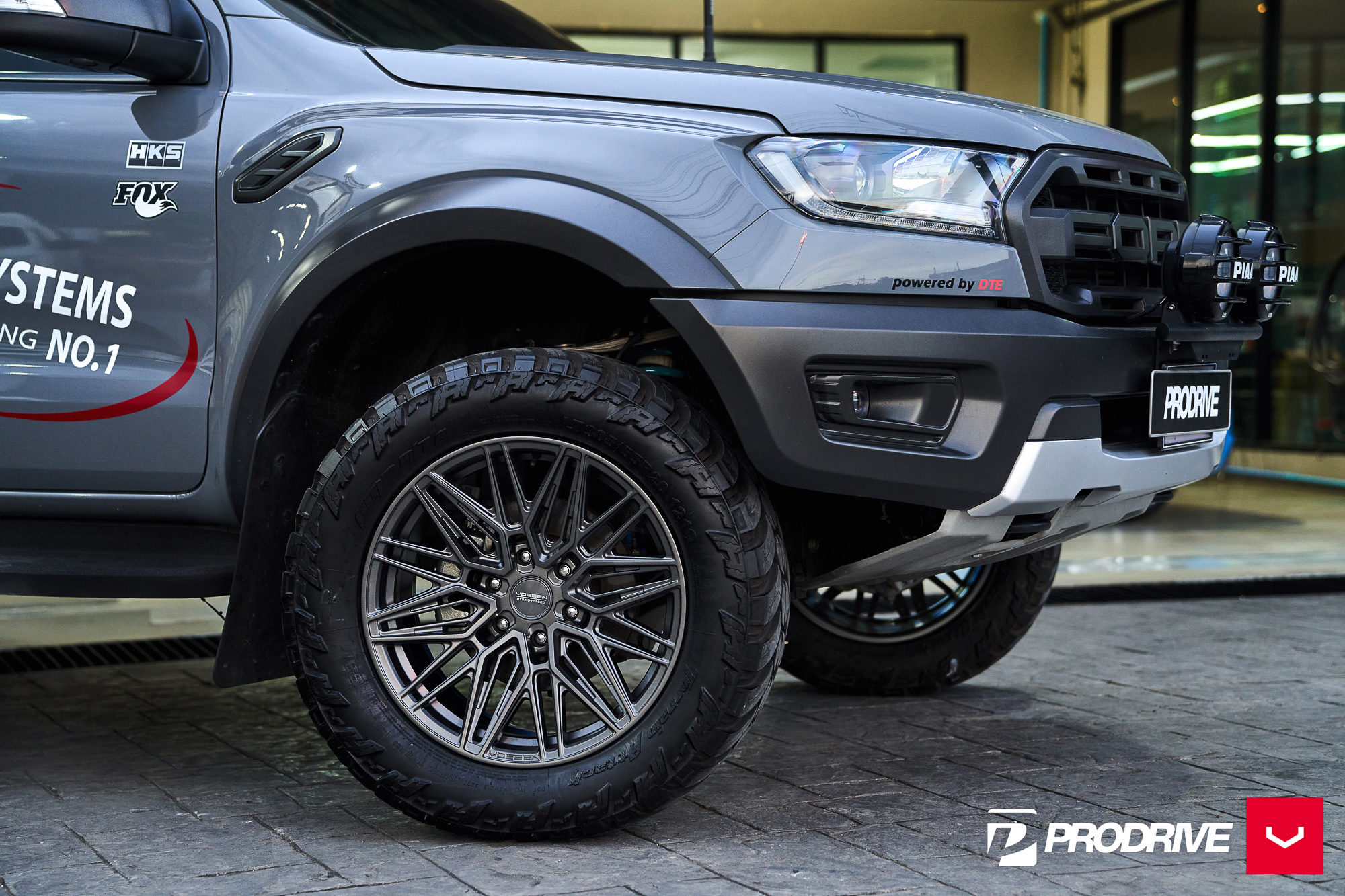 FORD RANGER RAPTOR - HYBRID FORGED SERIES: HF6-5 - Vossen Wheels