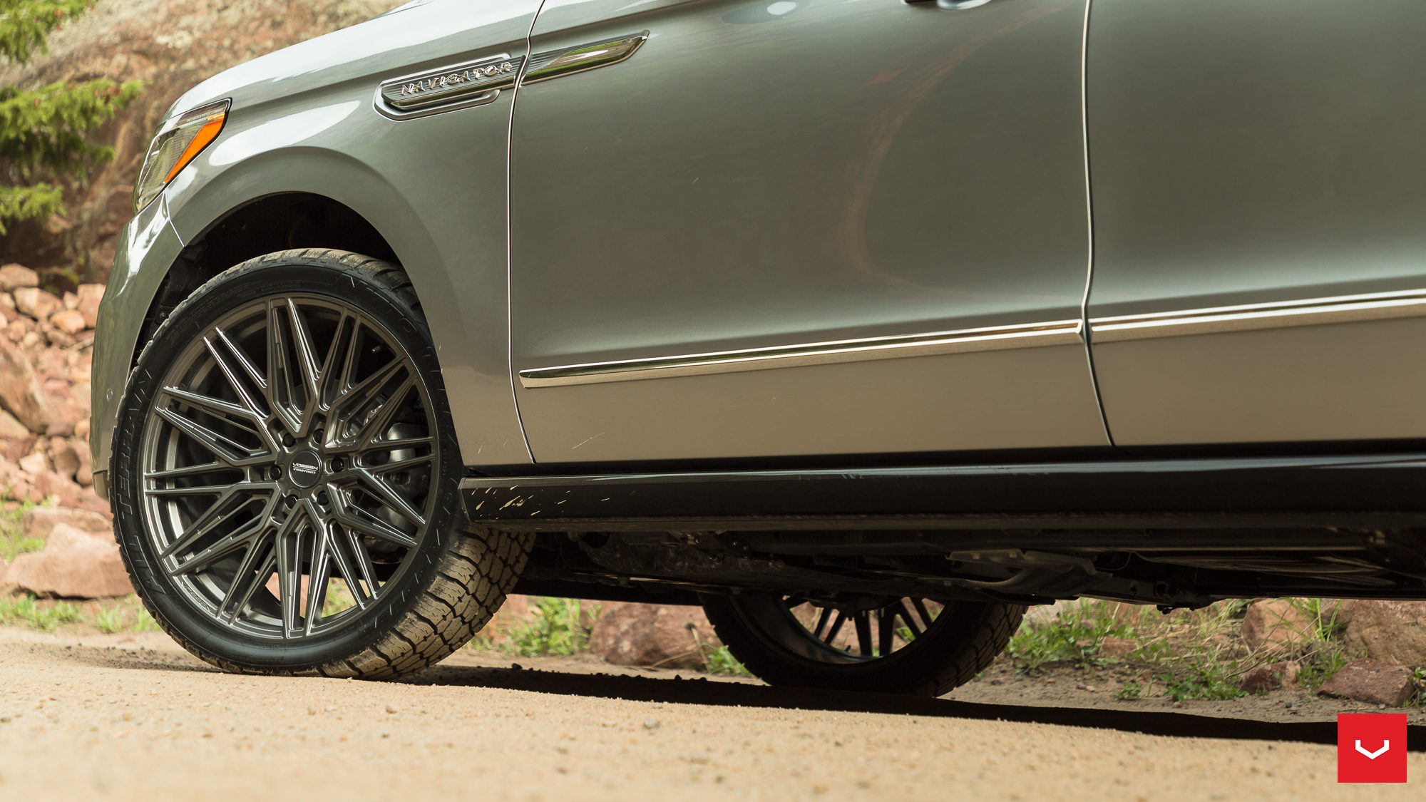 LINCOLN NAVIGATOR - HYBRID FORGED SERIES: HF6-5 - Vossen Wheels
