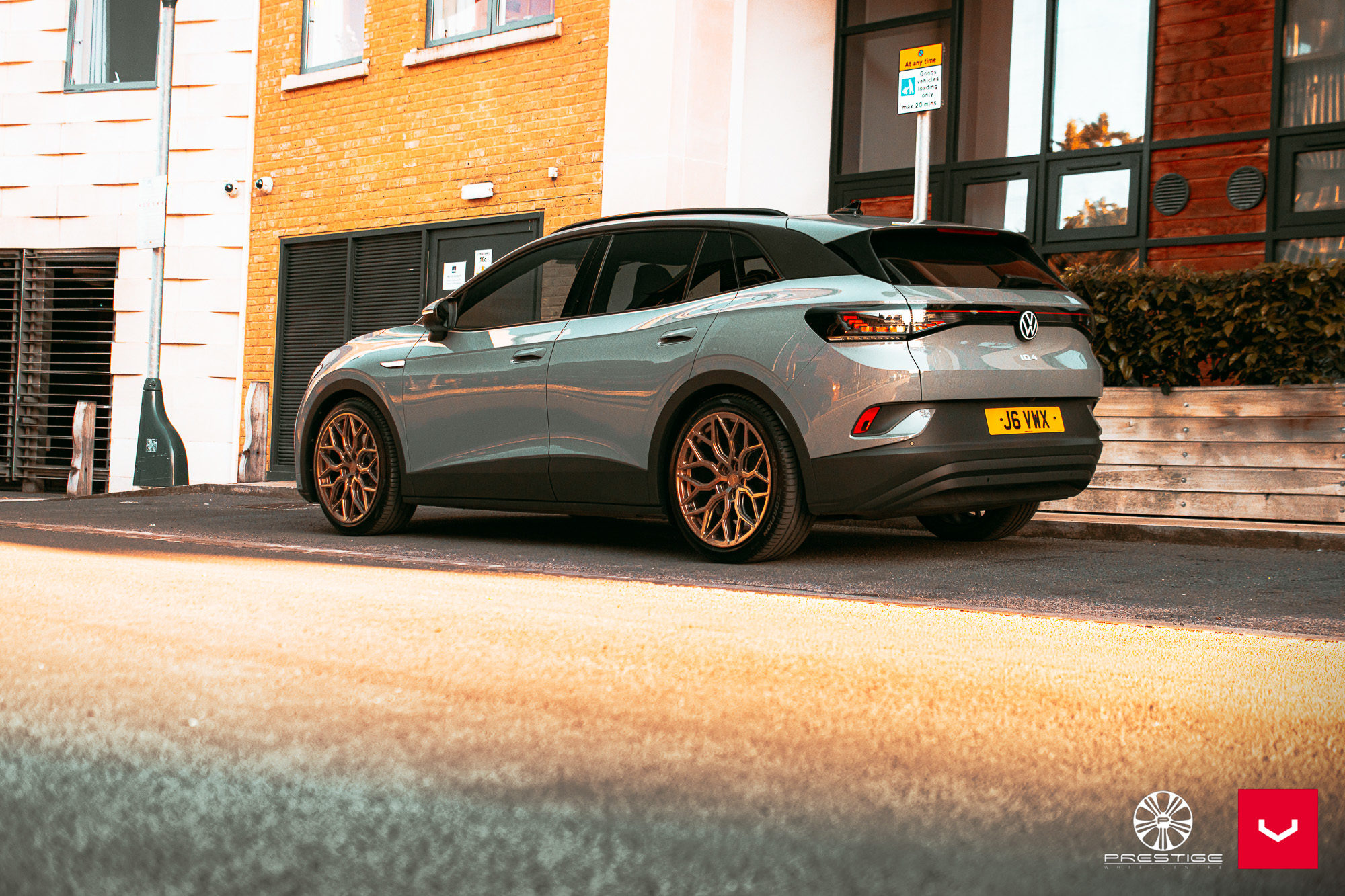 VW ID4 - HYBRID FORGED SERIES: HF-2 - Vossen Wheels