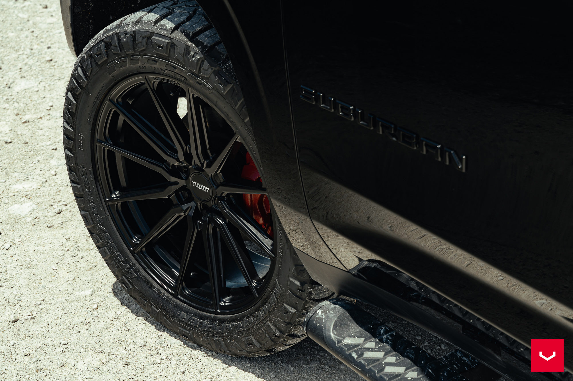 CHEVROLET SUBURBAN Z71 - HYBRID FORGED SERIES: HF6-1 - Vossen Wheels